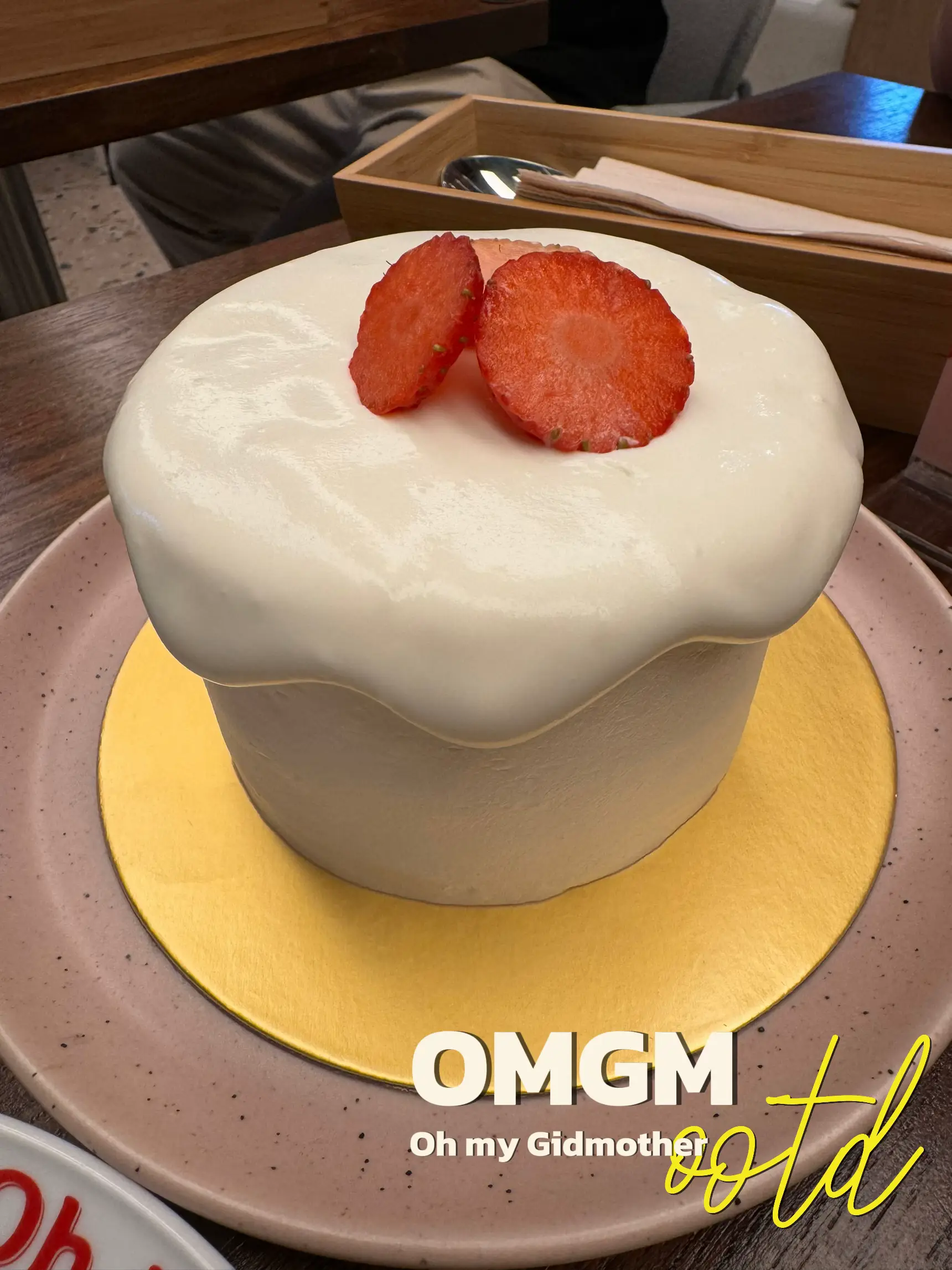 รีวิวขนม สุดชิค ร้าน OMGM | แกลเลอรีที่โพสต์โดย hotmadame 👄 | Lemon8