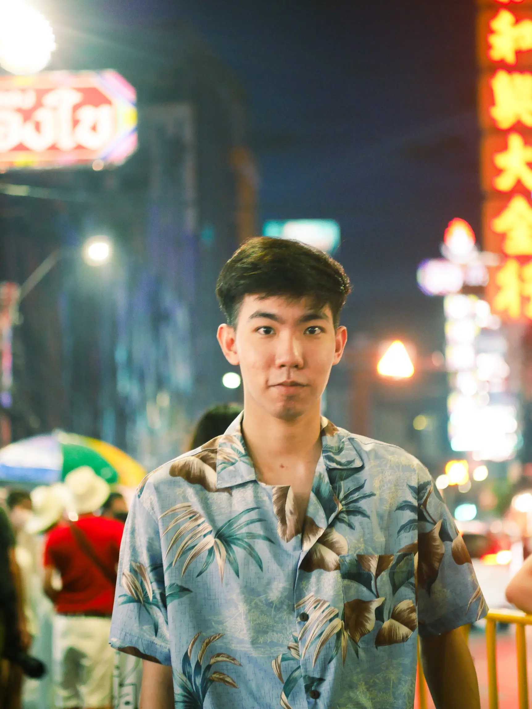 🏮 แจกไอเดียวถ่ายรูปที่ “เยาวราช” ตอนกลางคืน แบบปังปุริเย่〰️ | แกลเลอรีที่โพสต์โดย Chonchanok ...