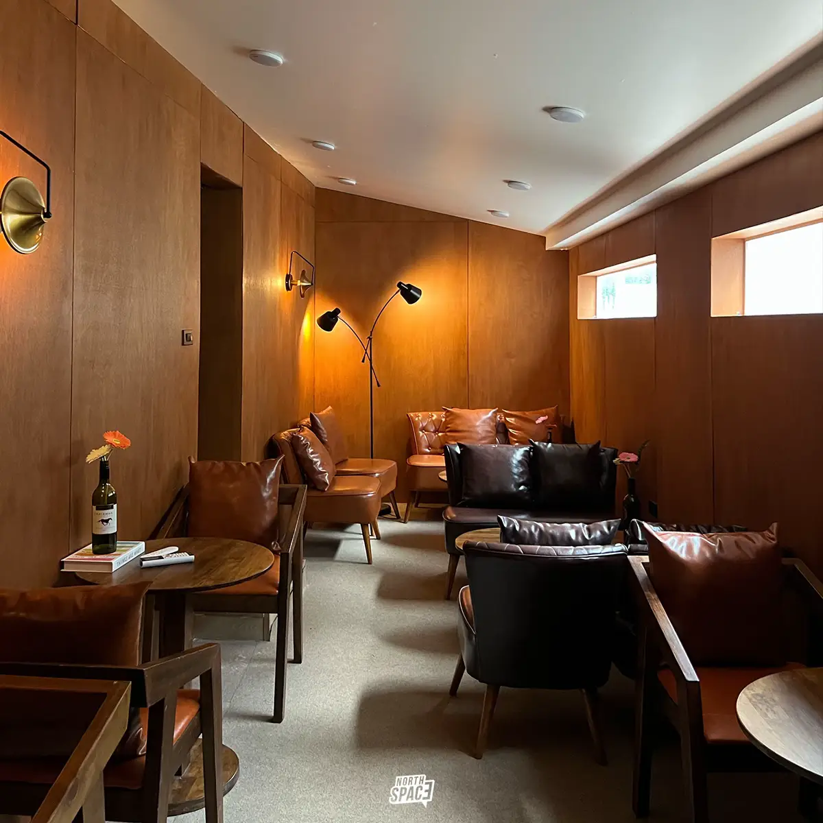 cofee.andco คาเฟ่เปิดใหม่ย่านเจ็ดยอด 📸🫶🏻🤎 | แกลเลอรีที่โพสต์โดย ...