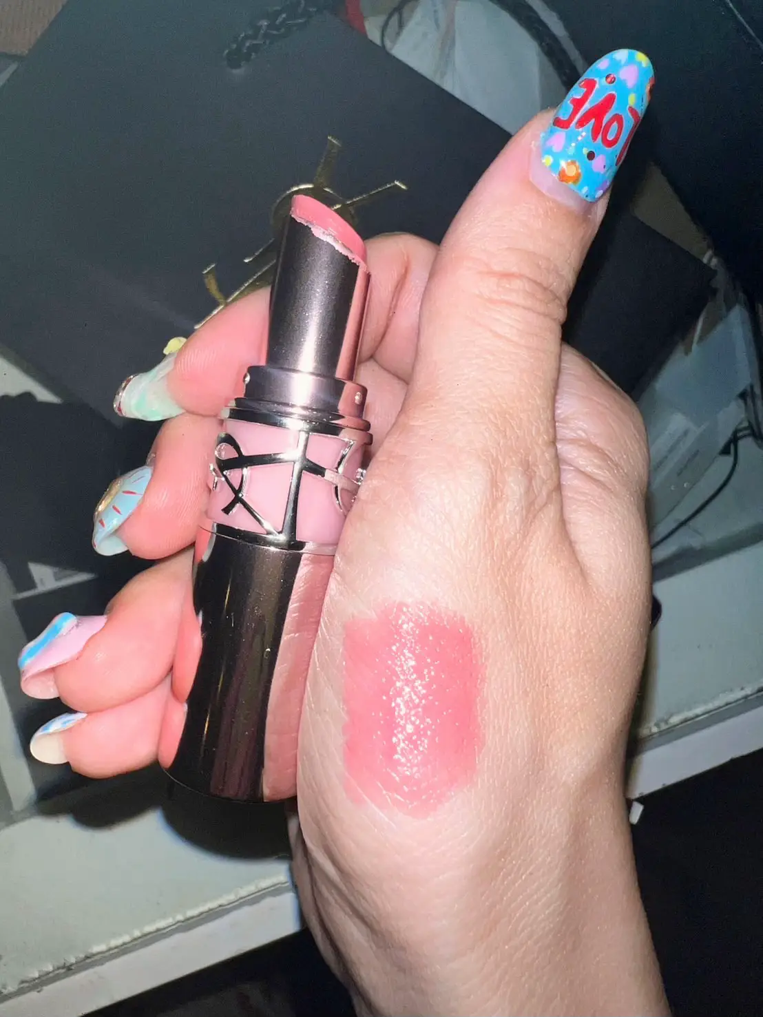 รีวิว ลิป YSL LOVE SHINE CANDY GLOW ที่ออกใหม่ | แกลเลอรีที่โพสต์โดย ...