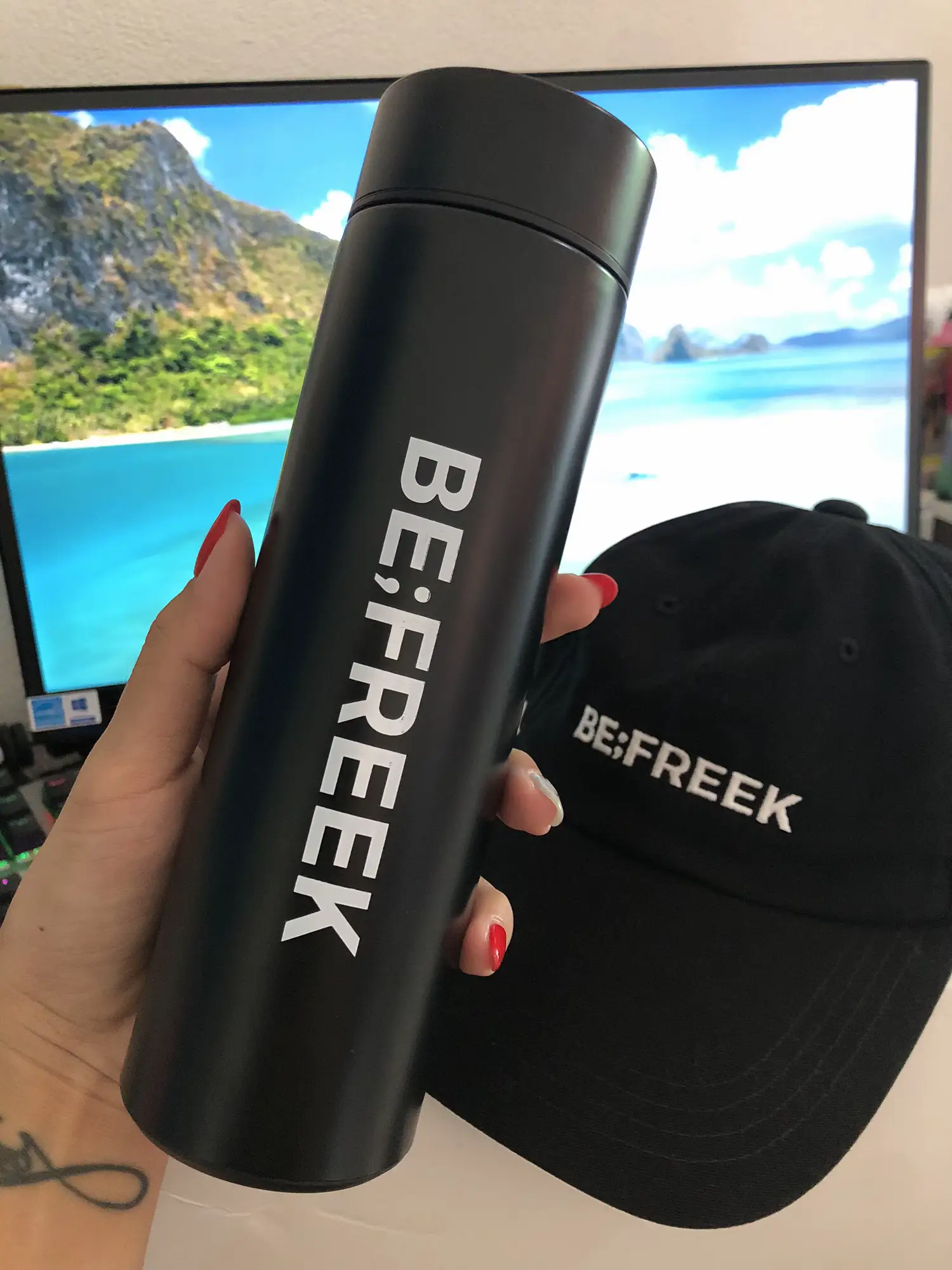 BE; FREEK หมวกพี่จองที่ควรมี 🧢 | แกลเลอรีที่โพสต์โดย fay ชอบรีวิว🥨 | Lemon8