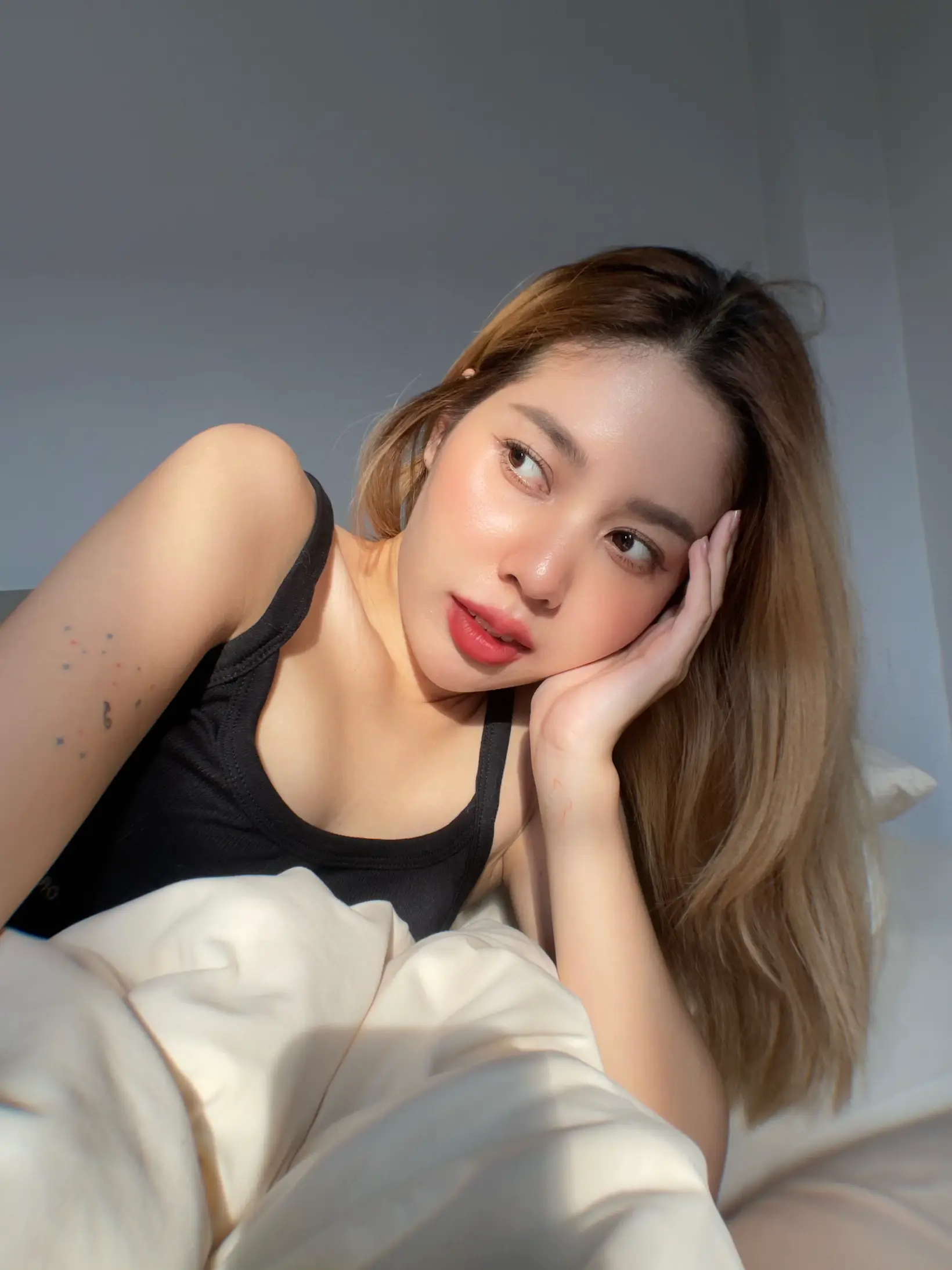 ตั้งกล้องถ่ายรูปเองด้วยแอพ dazz cam📸 | แกลเลอรีที่โพสต์โดย JAJAH | Lemon8