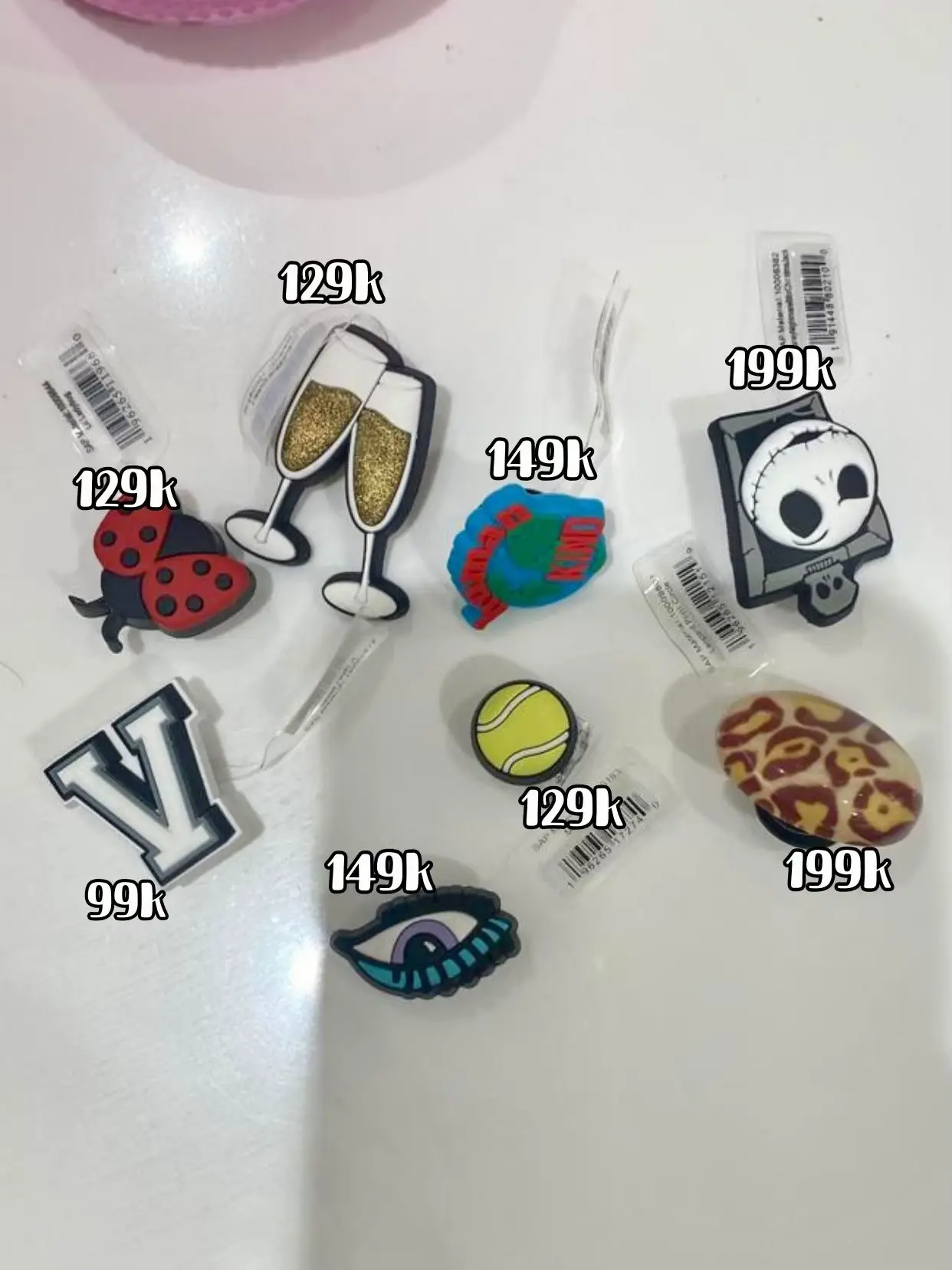 HOW TO: PERSONALIZED CROCS | Galeri diposting oleh Valerie Tifanka | Lemon8