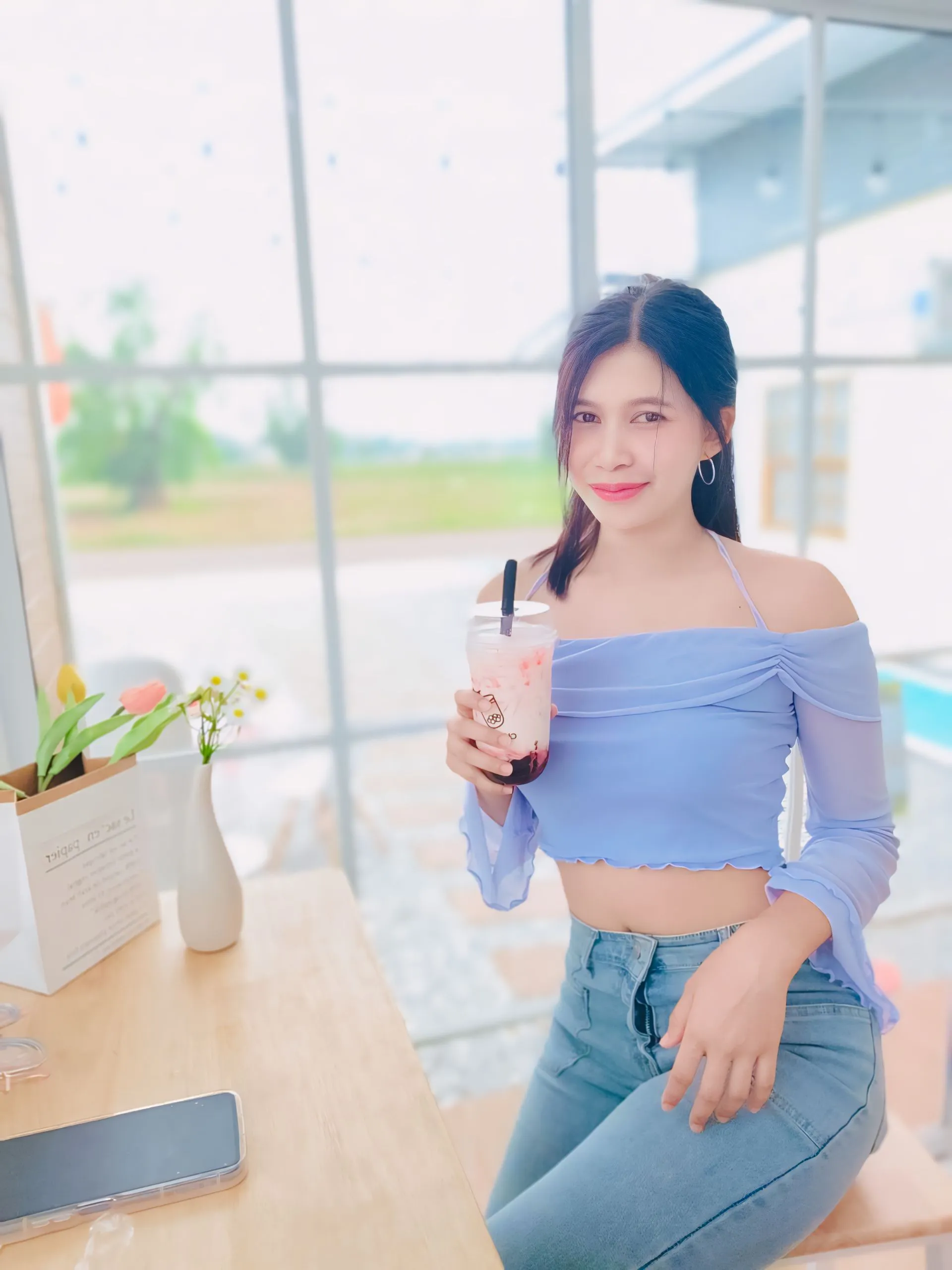 รวมท่าโพสต์ คาเฟ่ ฉบับตัวแม่ตัวมัม💜🌷 | แกลเลอรีที่โพสต์โดย Rainbow Davin🌈 | Lemon8