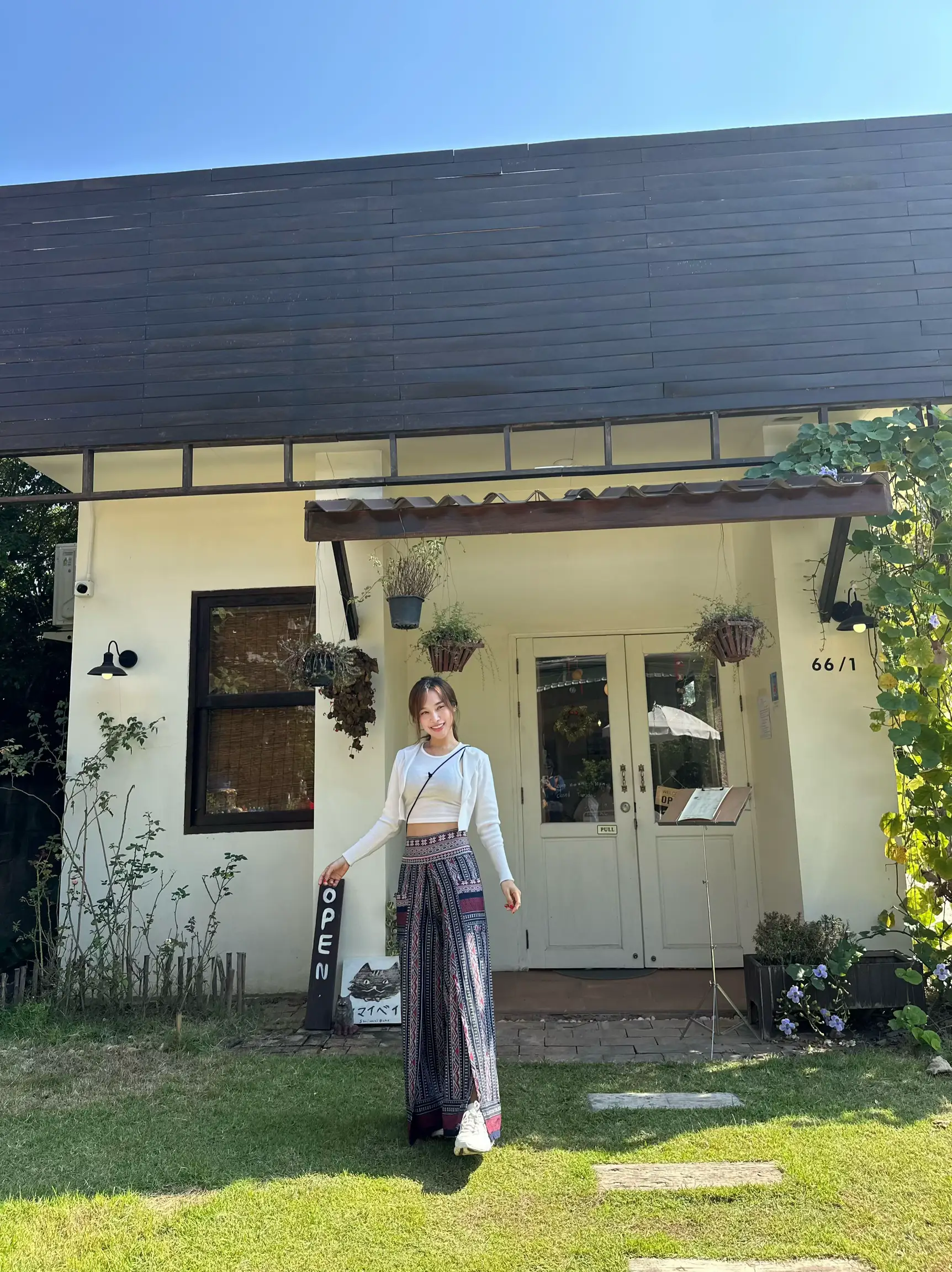 ร้านคาเฟ่มินิมอล อ. เมือง จ. เชียงใหม่ | แกลเลอรีที่โพสต์โดย Jikkie Risa | Lemon8