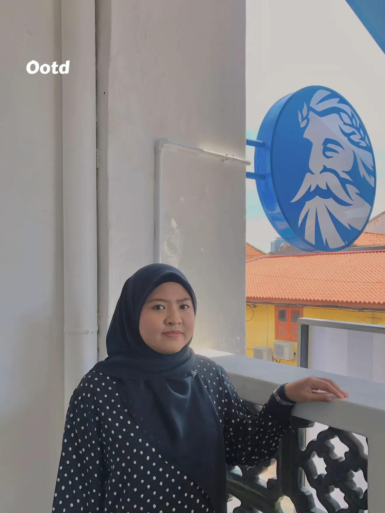 Lydia and Boss Zus Coff33 - Carian Lemon8