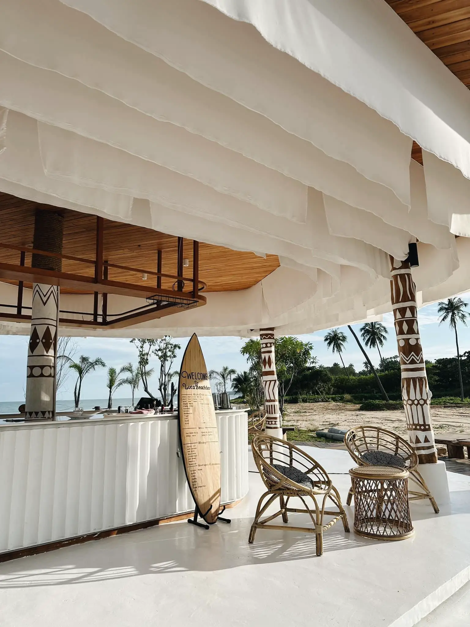 Luca Beach Club Sichon | แกลเลอรีที่โพสต์โดย CafeHoppingNST | Lemon8