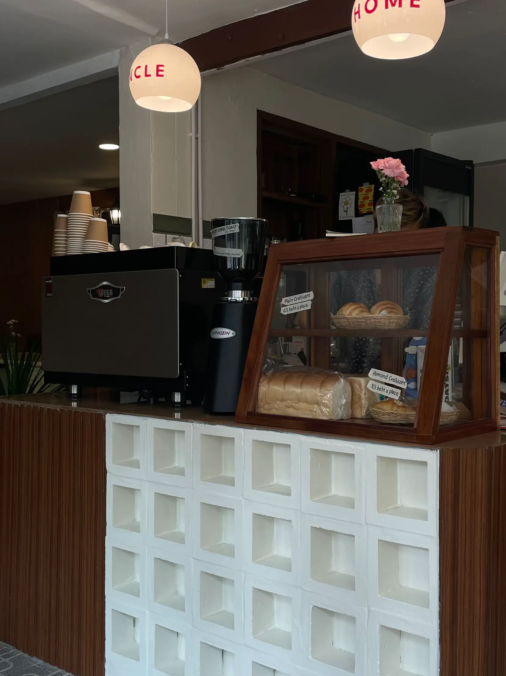 คาเฟ่เล็กๆเปิดใหม่ใจกลางเมือง Uncle.home Cafe🏡 | แกลเลอรีที่โพสต์โดย ...