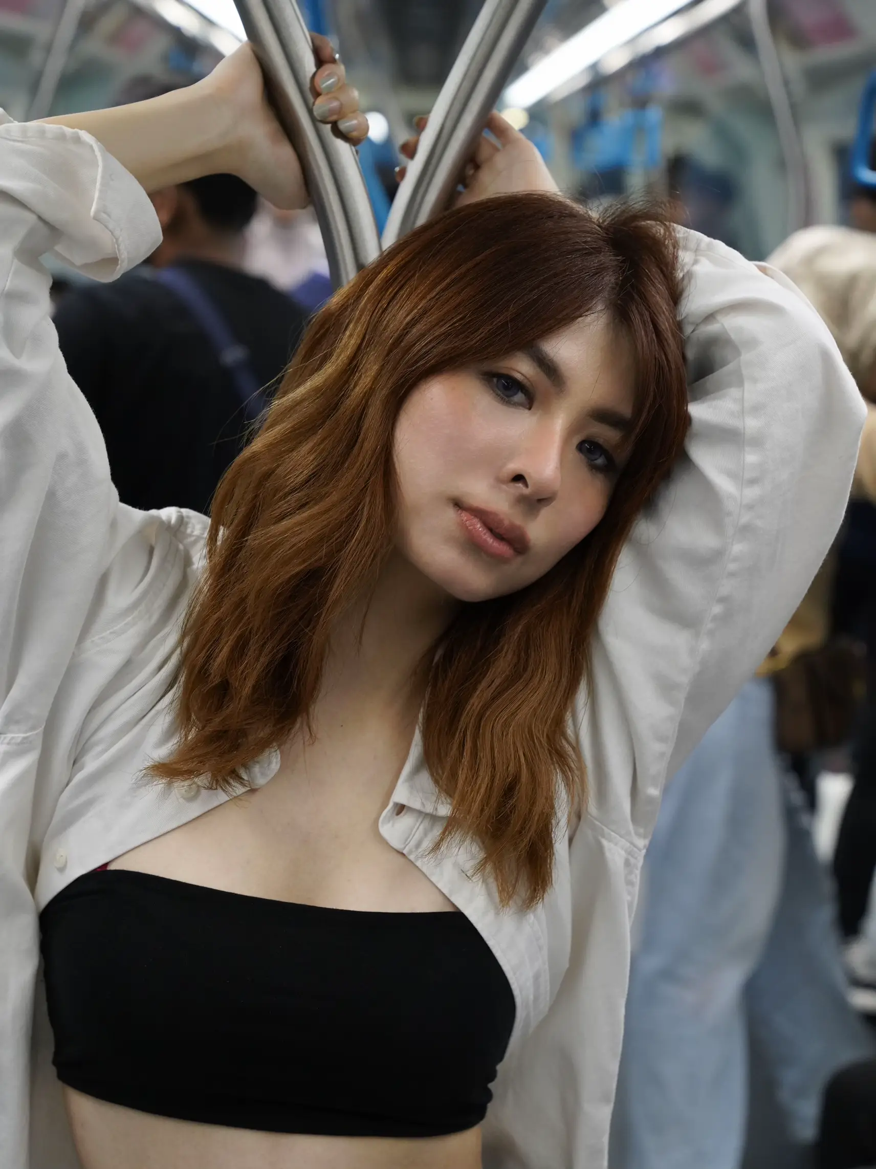 🇲🇾Taking the night train kind of photoshoot vibe📸 | Galeri disiarkan oleh Nicole | Lemon8