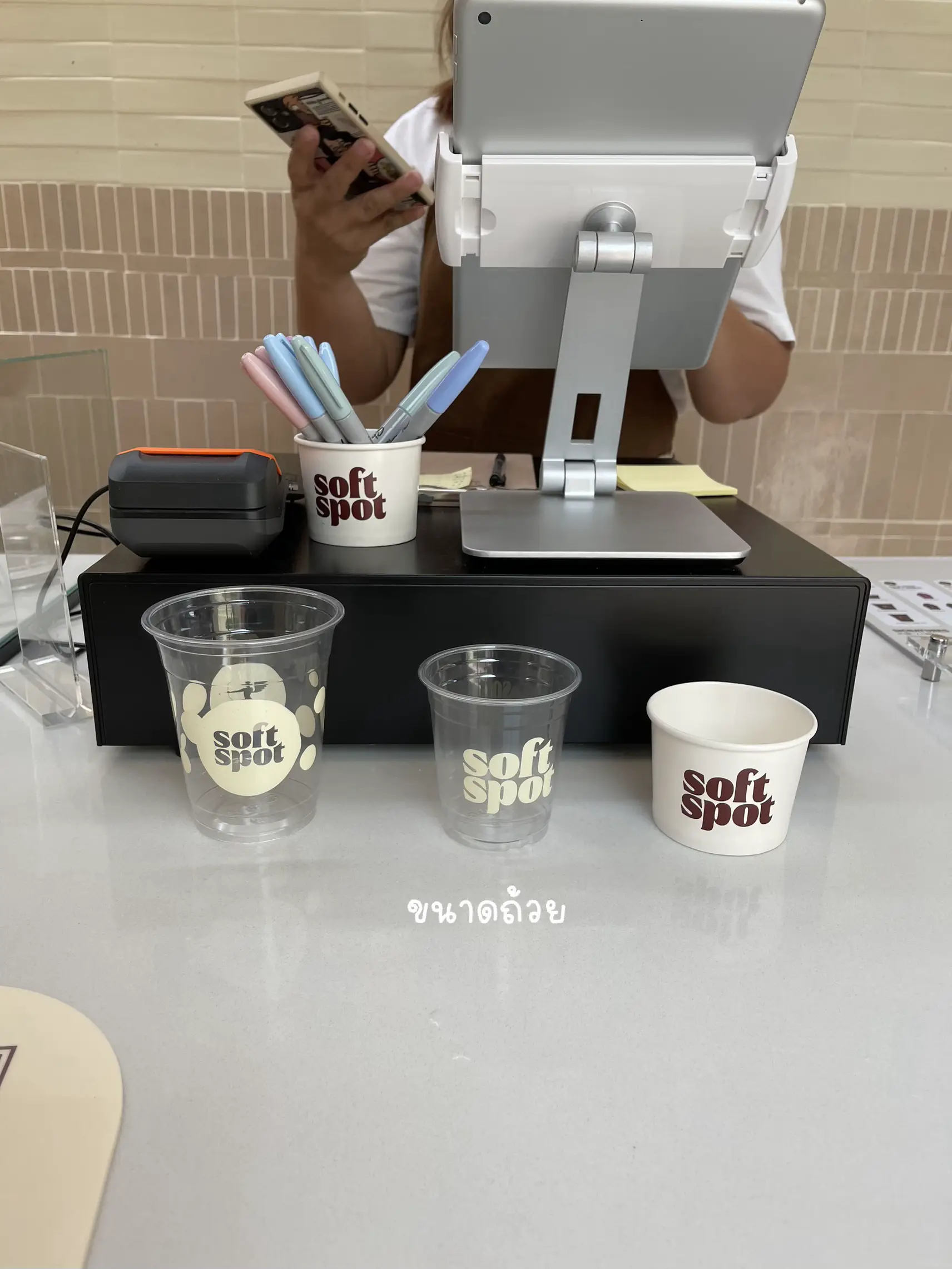 Soft Spot : Acai Soft Serve กลางทองหล่อซอย 4📍 | แกลเลอรีที่โพสต์โดย ...