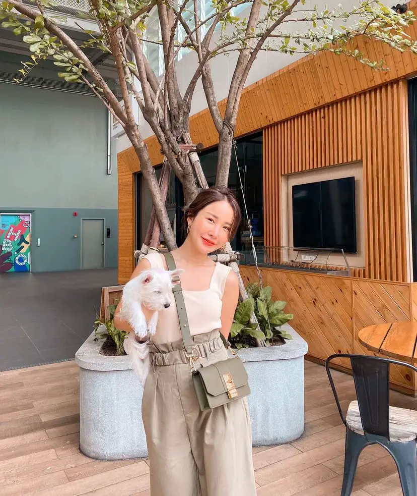 ส่งต่อกระเป๋าatreasurebox👜 | แกลเลอรีที่โพสต์โดย koi"รีวิว👄 | Lemon8