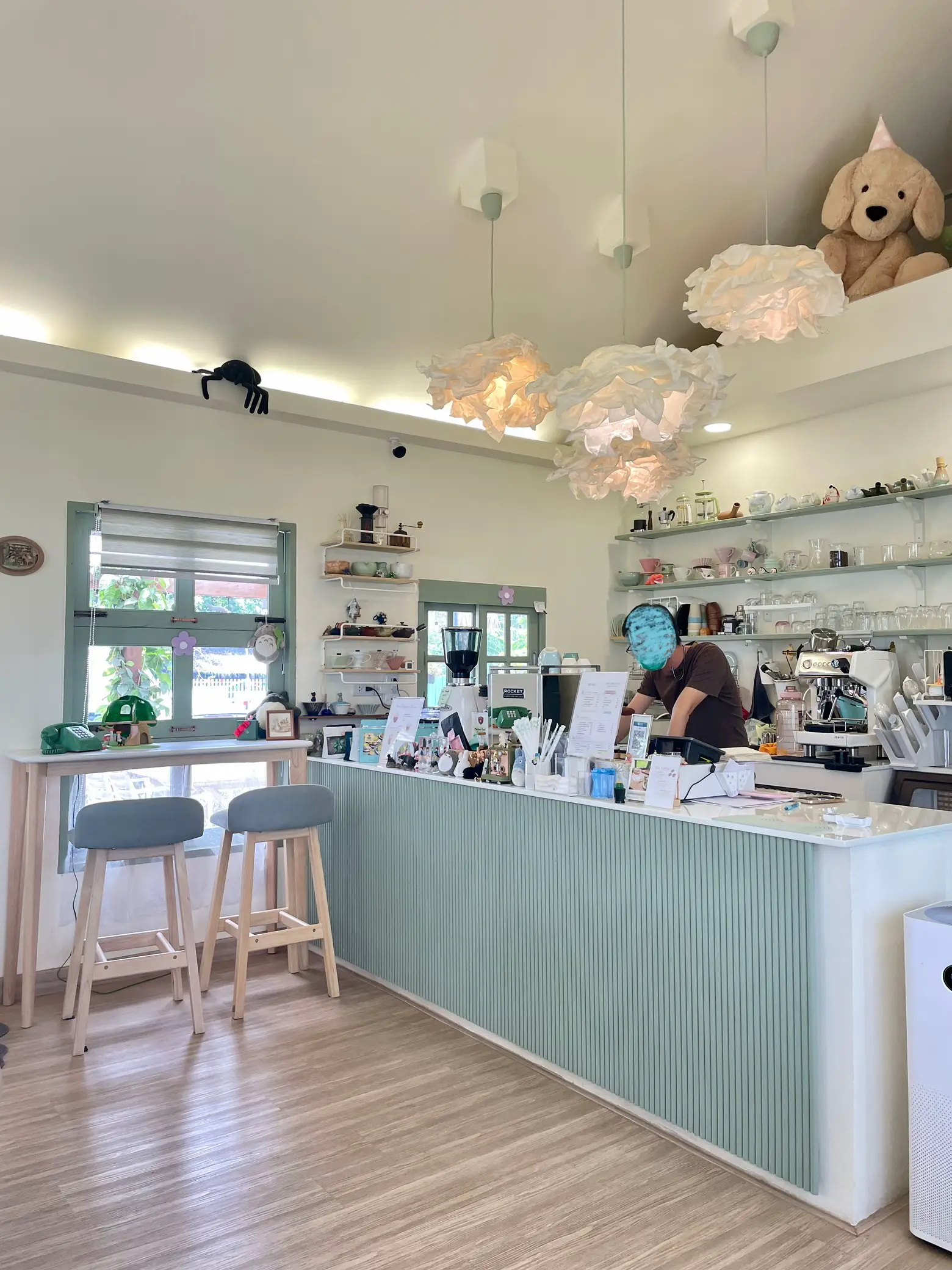 คาเฟ่สไตล์โฮมมี่ @Prim Home Cafe (ฝั่งธน) | แกลเลอรีที่โพสต์โดย Jenniedae | Lemon8