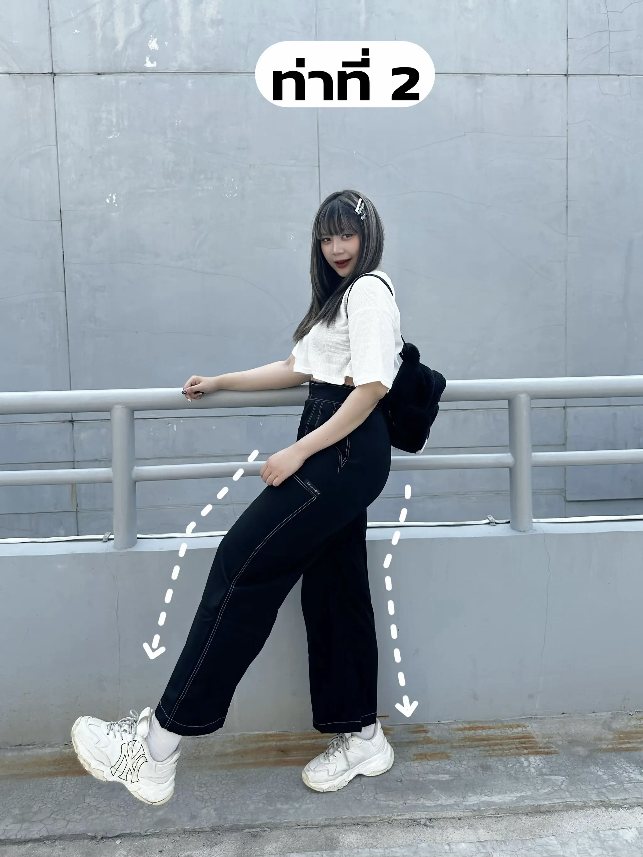 4 ท่าโพสยืนถ่ายรูปช่วยพรางหุ่น 📸 | แกลเลอรีที่โพสต์โดย Iamploypath | Lemon8