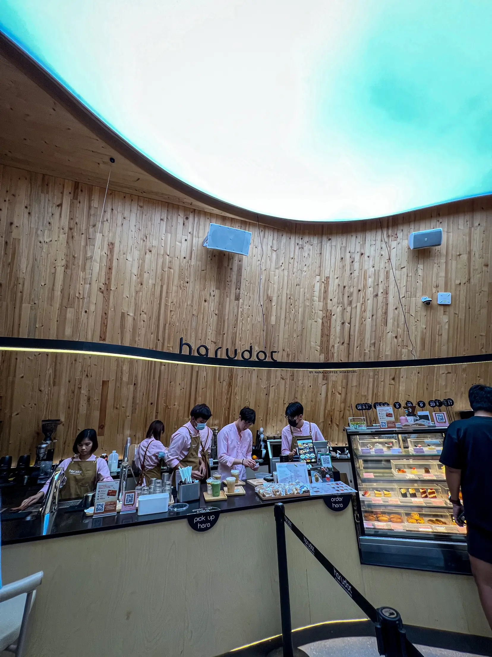 Harudot by Nana Coffee Roasters | คาเฟ่บางแสน สุดปังง | แกลเลอรีที่ ...