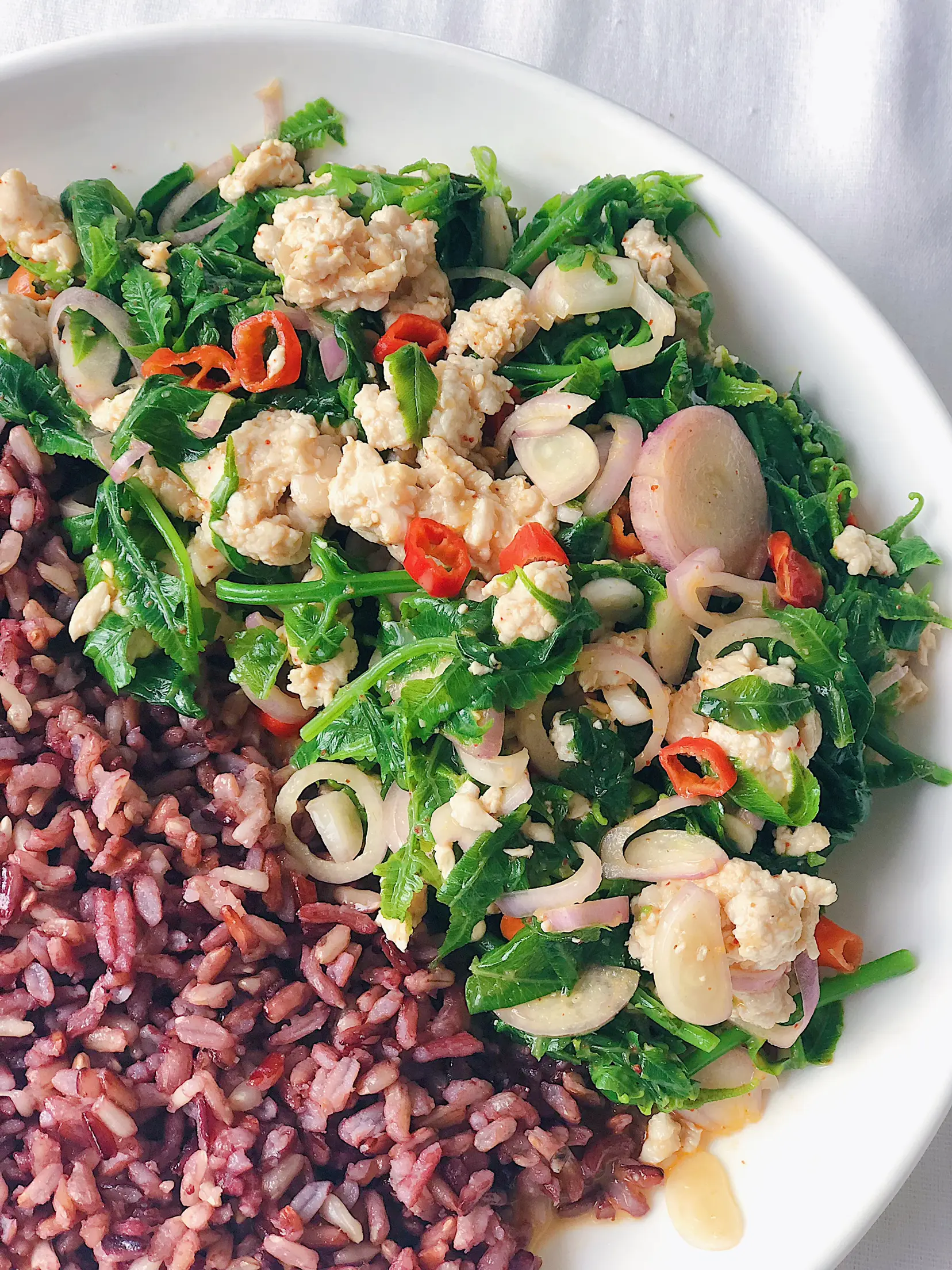 Yum vegetables, chopped chicken | Gallery posted by pat_kajornkul | Lemon8