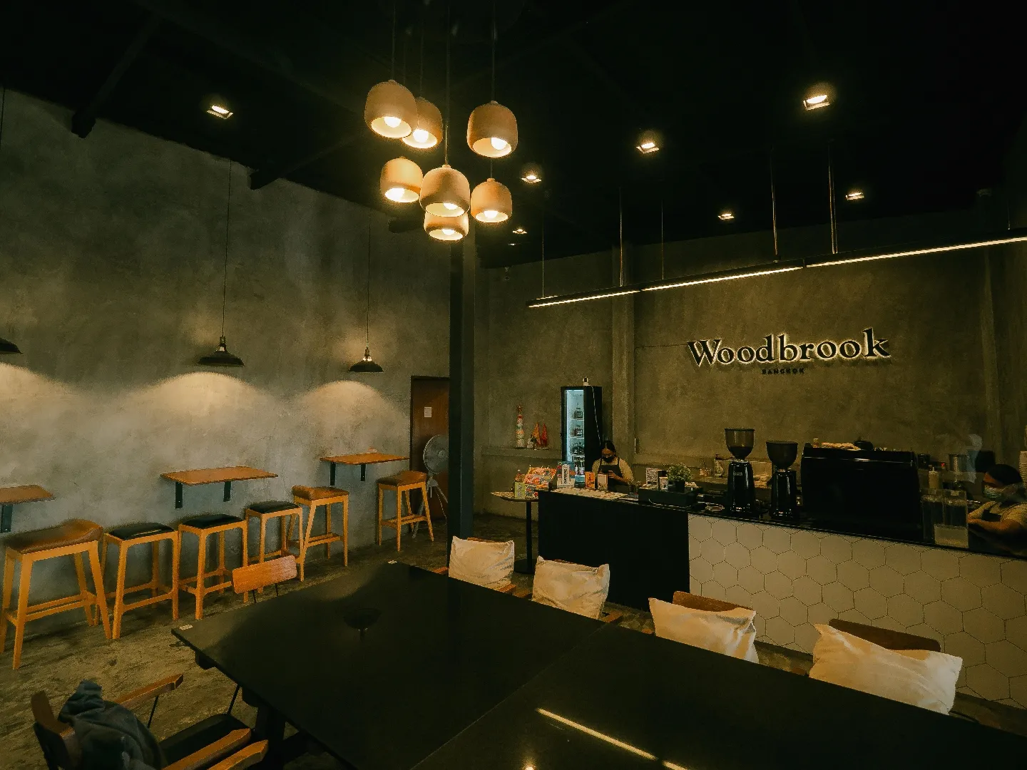 Woodbrook : คาเฟ่ทรงวาด วิวแม่น้ำเจ้าพระยา 📷 | แกลเลอรีที่โพสต์โดย ค น ...