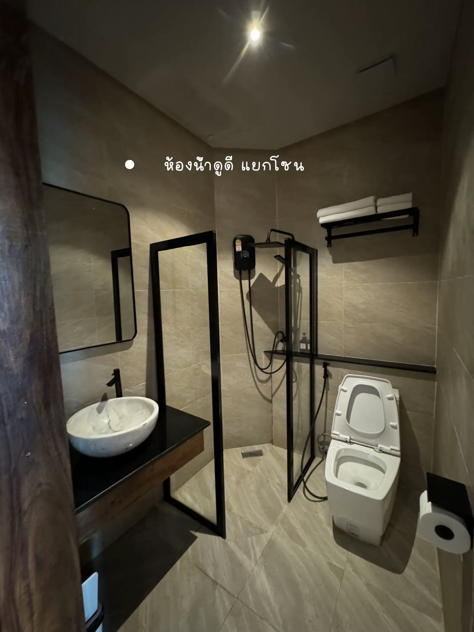 ที่พักพูลวิลล่า 2คน คนละ950฿ | แกลเลอรีที่โพสต์โดย Nsix | Lemon8