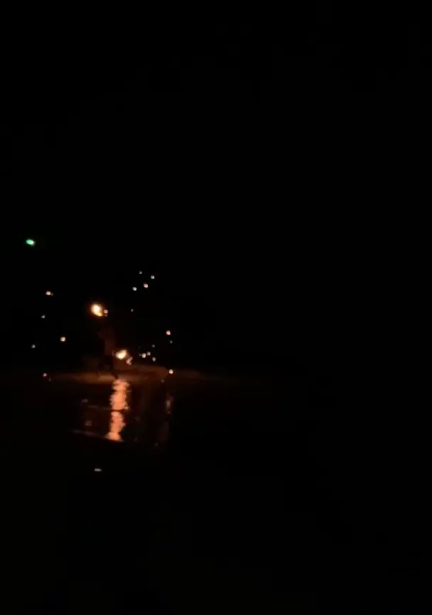 โชว์ควงไฟ @เกาะเสม็ด | วิดีโอที่เผยแพร่โดย CherBelle | Lemon8