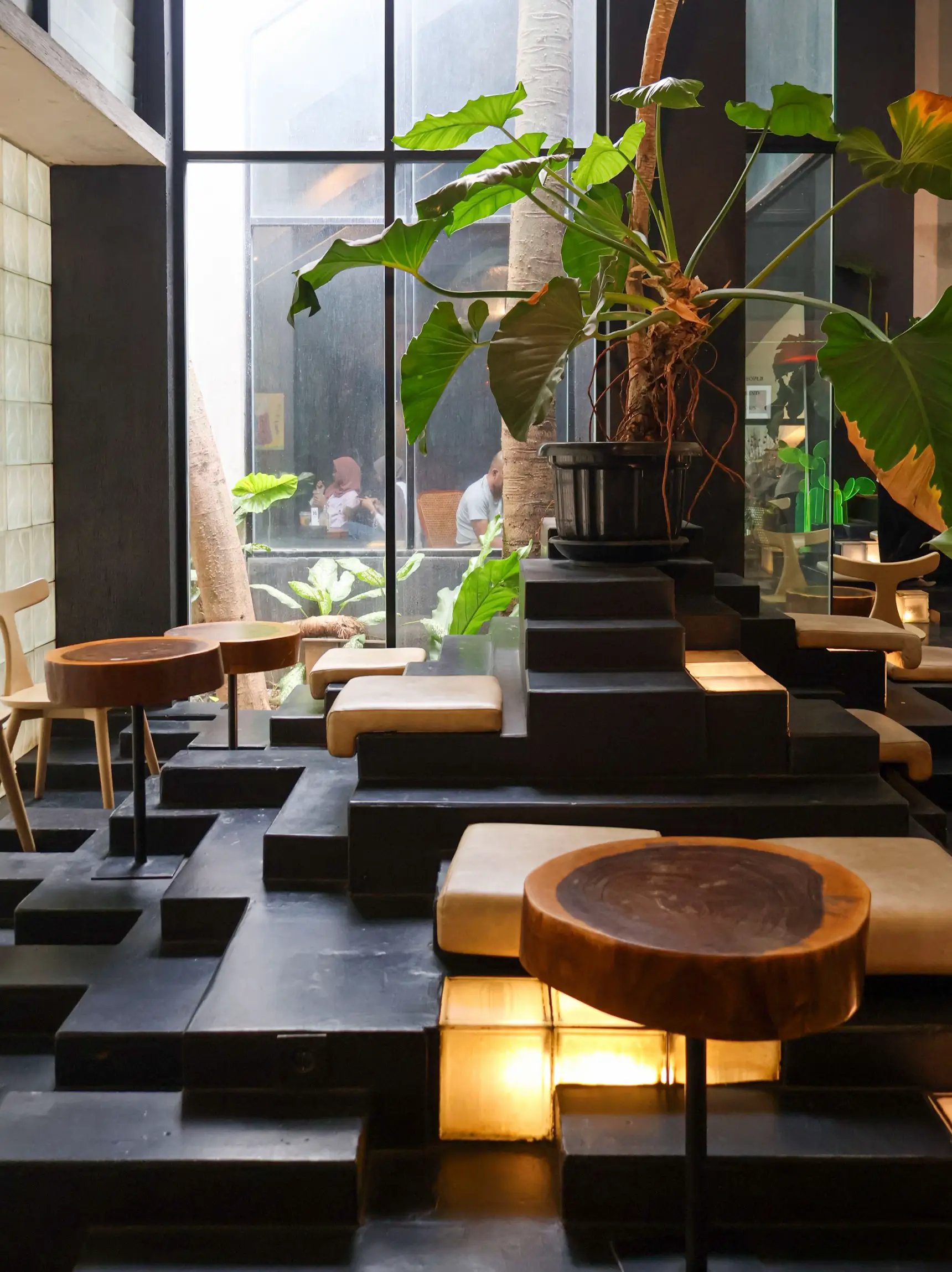 Tanatap Coffee Meruya: โอเอซิสที่ซ่อนตัวในเมืองจาการ์ตา ☕️ | แกลเลอรี ...