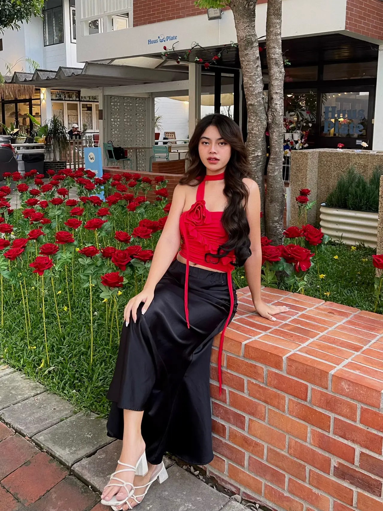 🥀คาเฟ่ติดBTS มาในธีม #กุหลาบวาเลนไทน์แล้ว | แกลเลอรีที่โพสต์โดย Aem Janjira | Lemon8