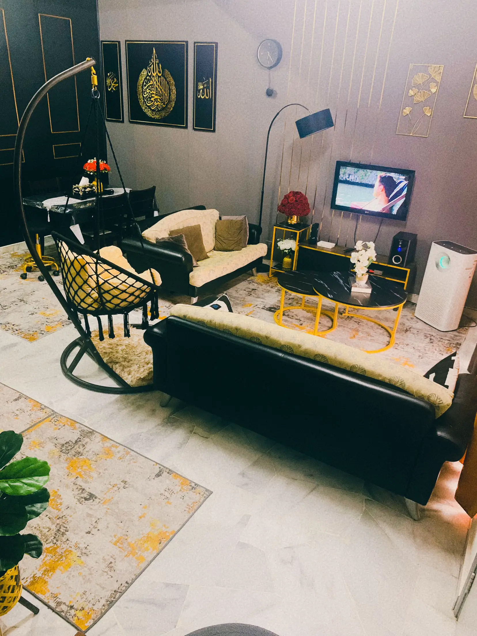 diy rumah sewa 🥰 | Galeri disiarkan oleh 𝒩𝒟𝒥 | Lemon8
