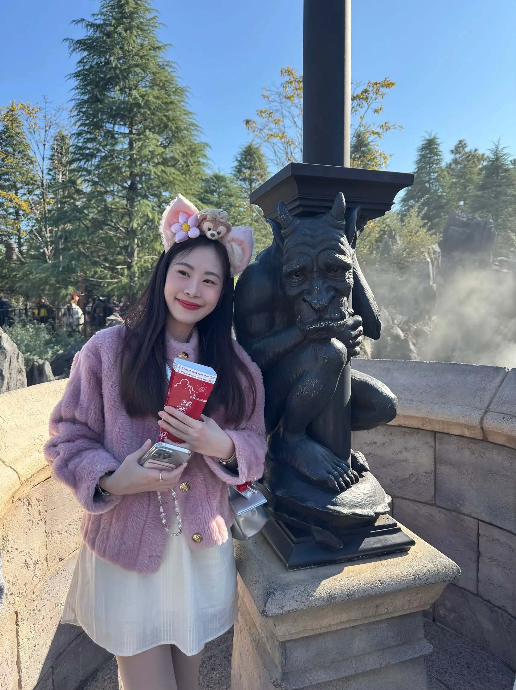 OOTD Tokyo Disneyland🎀🏰 | แกลเลอรีที่โพสต์โดย ꒰ fang ♡ | Lemon8