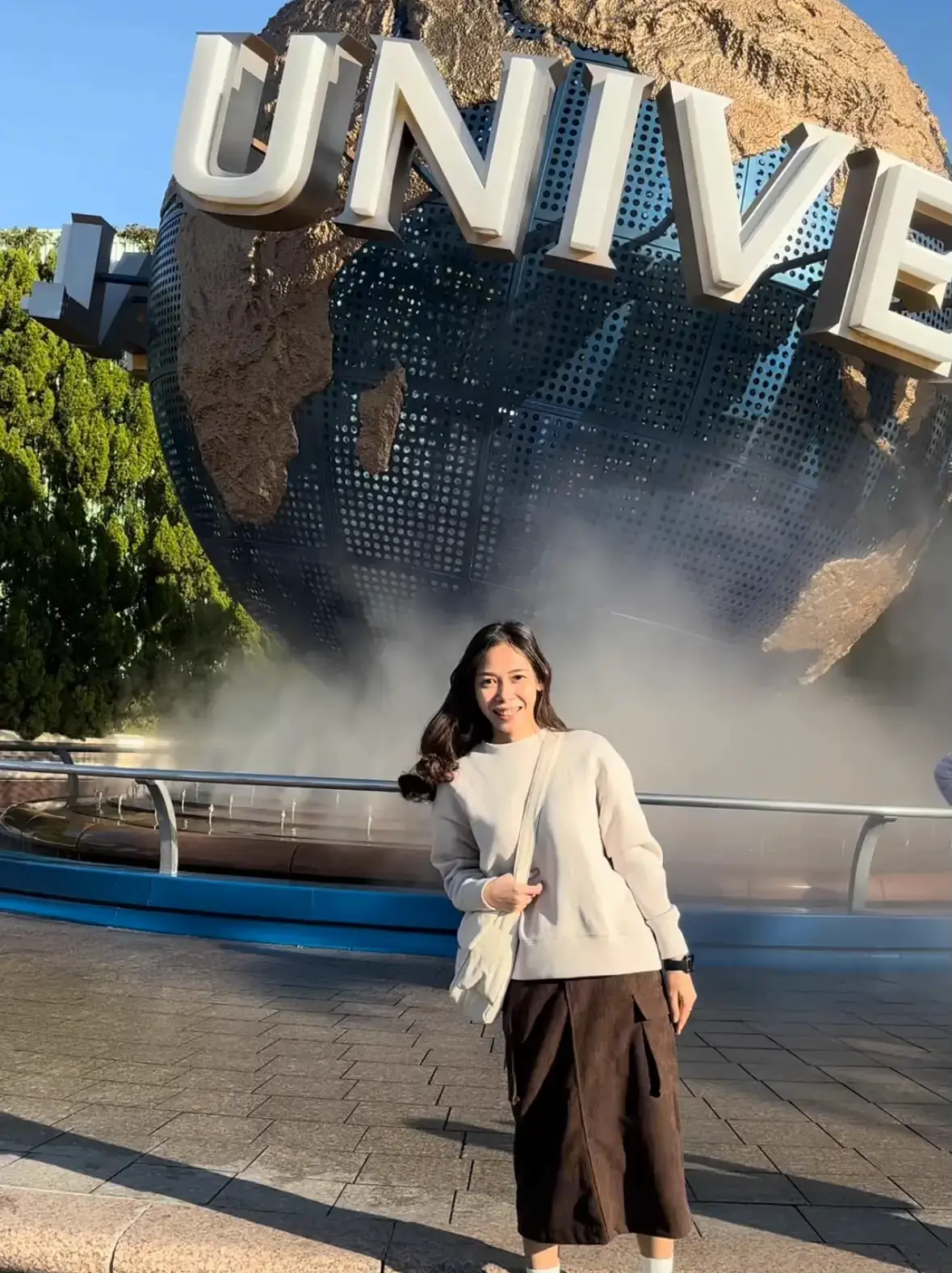 เที่ยว Universal ช่วง 08:00 คนน้อยมาก | แกลเลอรีที่โพสต์โดย Aii - say | Lemon8