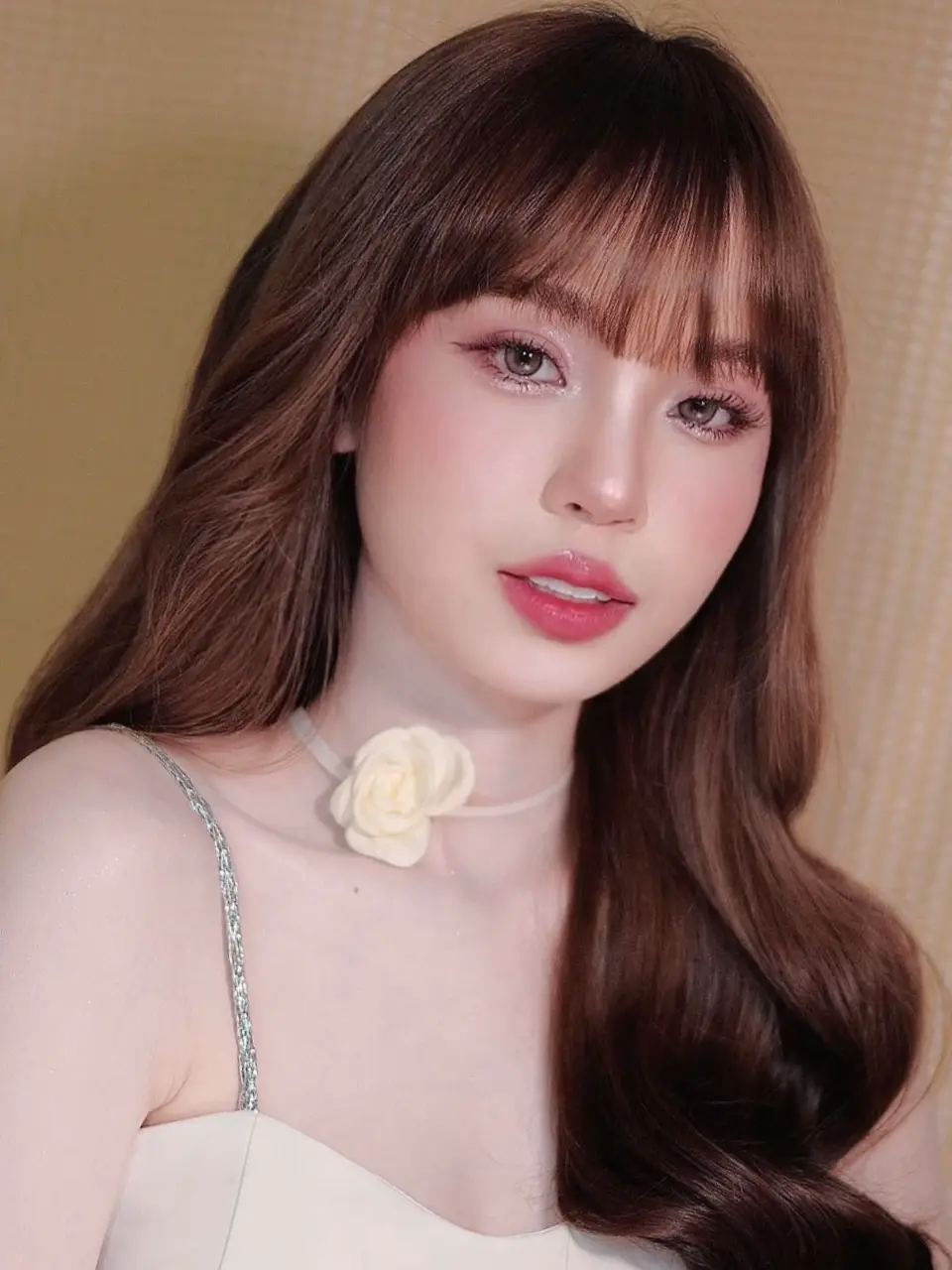 แต่งหน้าทำผม 1500 บาท!! | แกลเลอรีที่โพสต์โดย Chanon.n | Lemon8