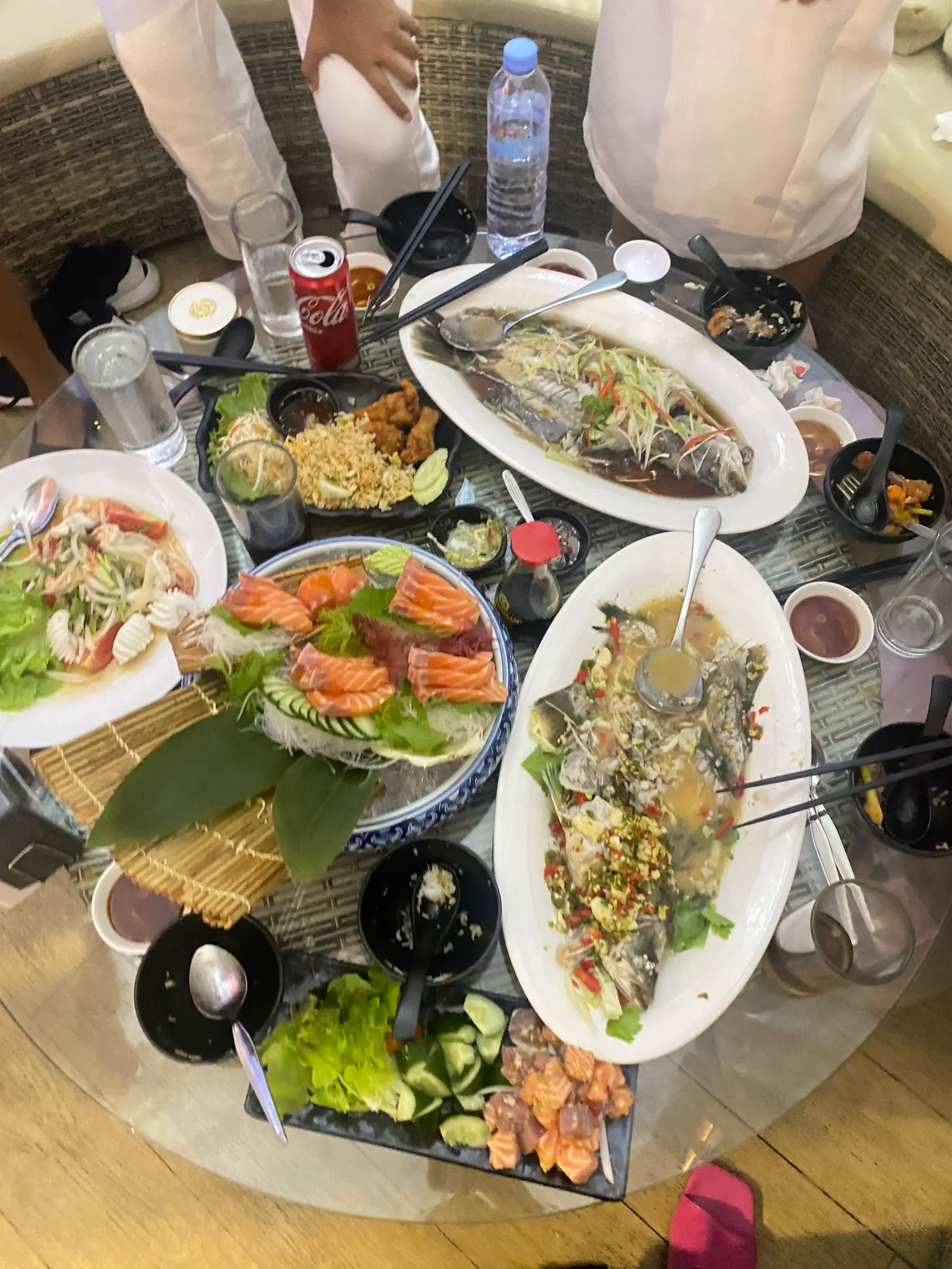 รีวิวสถานที่จัดงาน HEN NIGHT PARTY 😍 | แกลเลอรีที่โพสต์โดย Emilyai | Lemon8