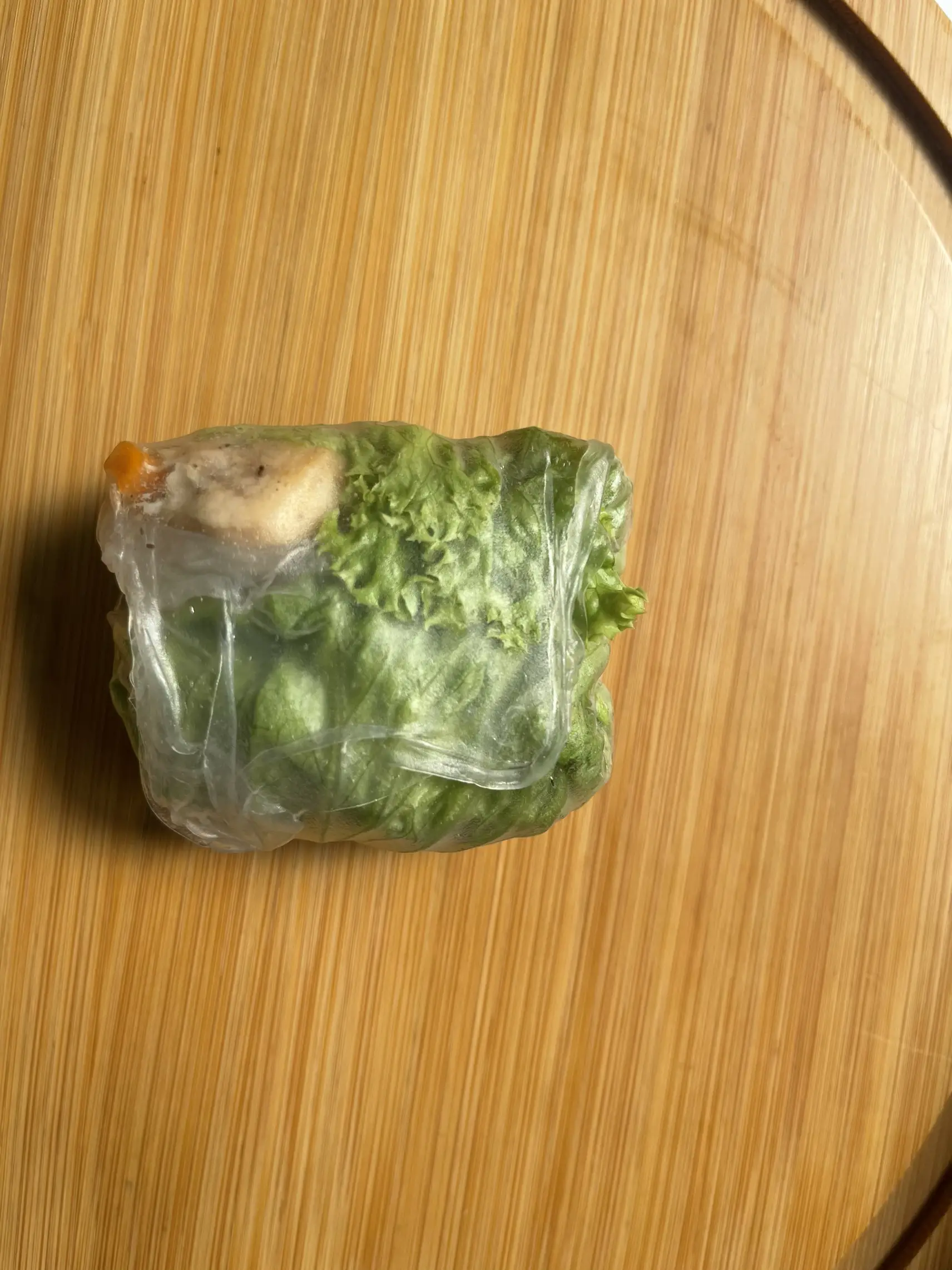 Caesar salad roll 🥗 | Galeri diposting oleh Sarahsofiah | Lemon8