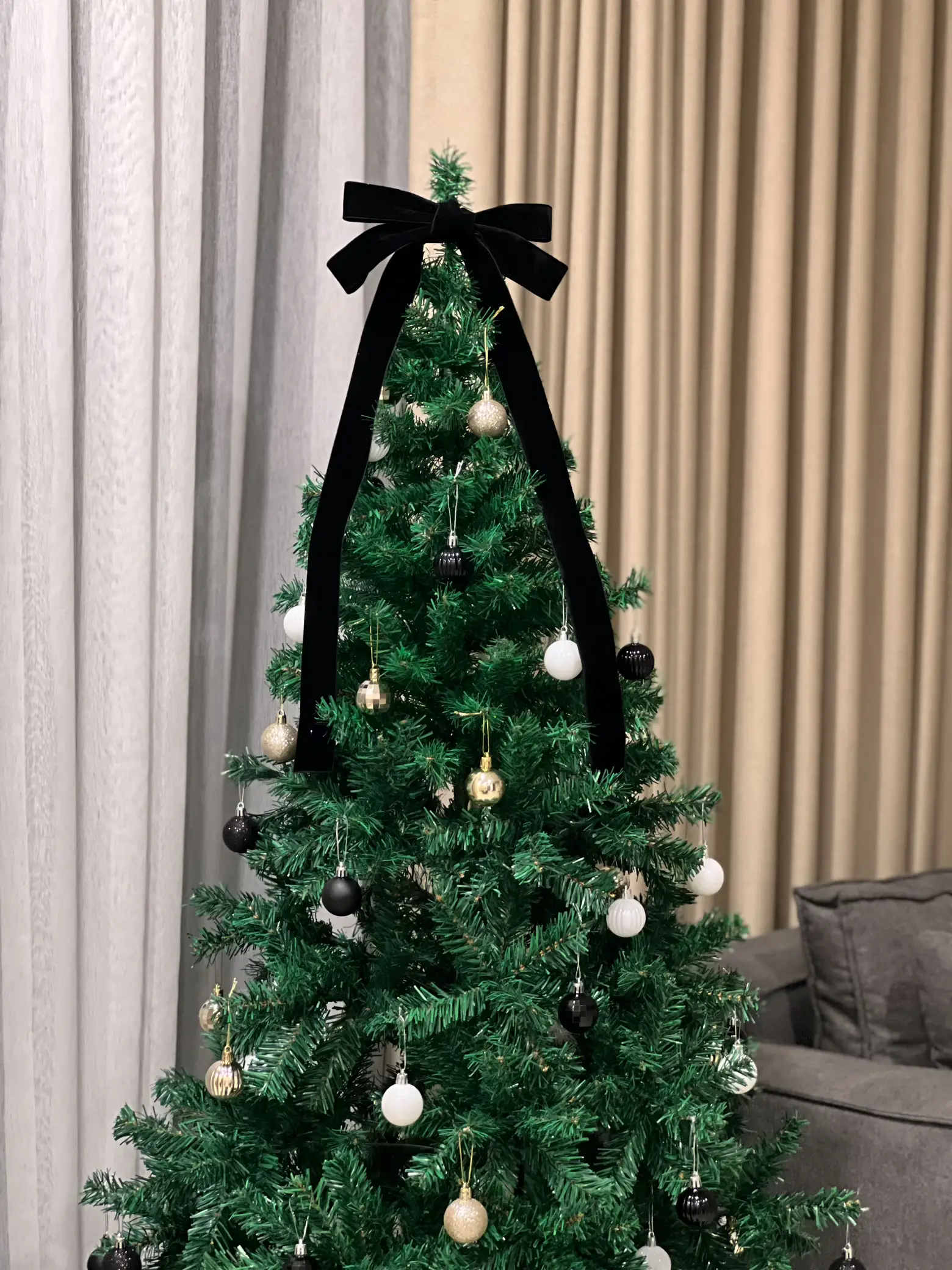 Christmas Tree Decor แต่งต้นคริสต์มาสกัน 🎄 แกลเลอรีที่โพสต์โดย
