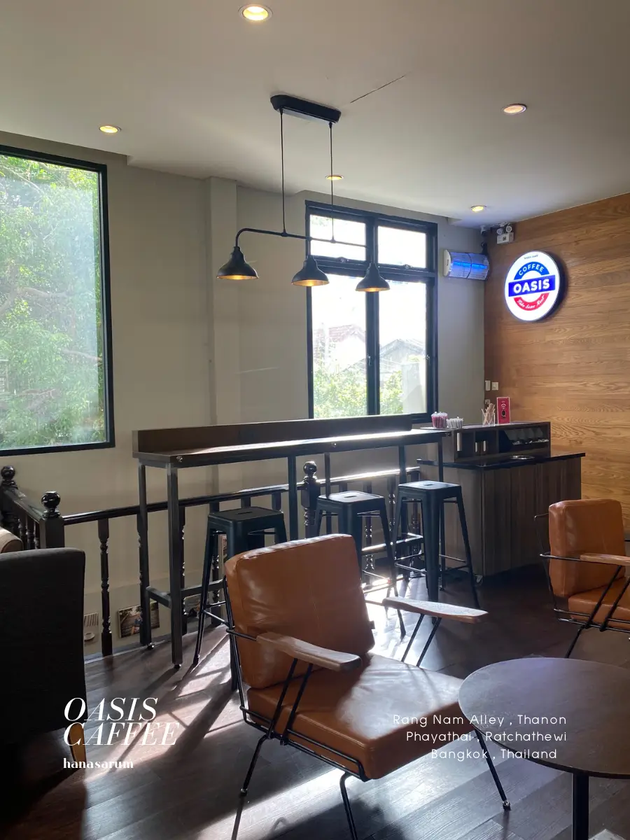 คาเฟ่นั่งทำงานย่านอนุเสาวรีย์ชัยสมรภูมิ : oasis coffee ☕️ | แกลเลอรีที่โพสต์โดย hanasarum | Lemon8