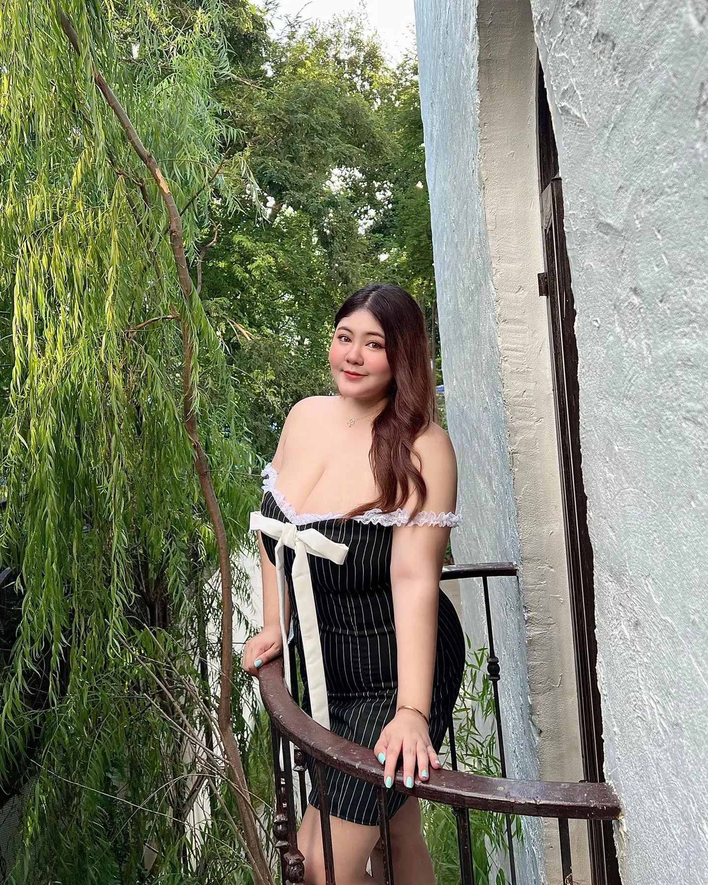 เดรสเวียดนามสาวอวบ🇻🇳 | แกลเลอรีที่โพสต์โดย Nooknik Arisnap | Lemon8