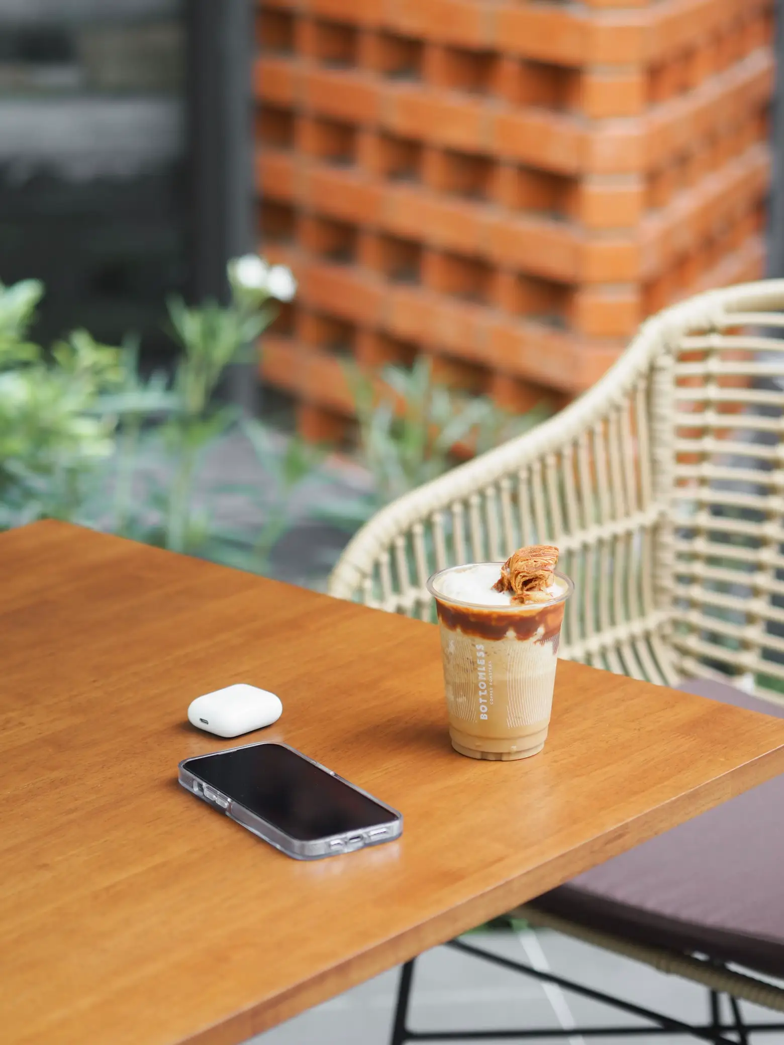 BOTTOMLESS สาขาใหม่สวยมาก!! | แกลเลอรีที่โพสต์โดย Ppair | Lemon8