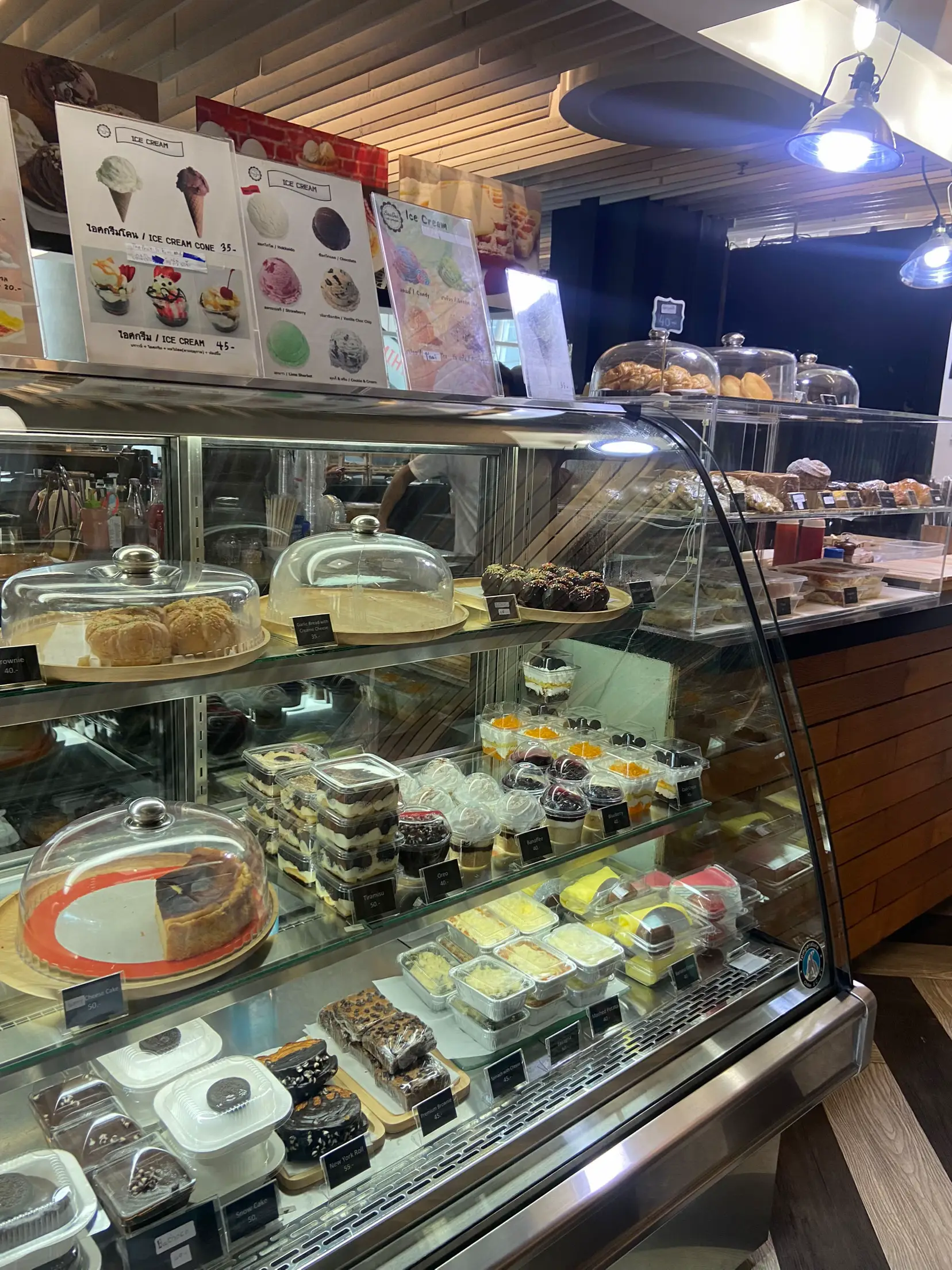 เลาจ์หมี BU | แกลเลอรีที่โพสต์โดย Bubble__Bright | Lemon8