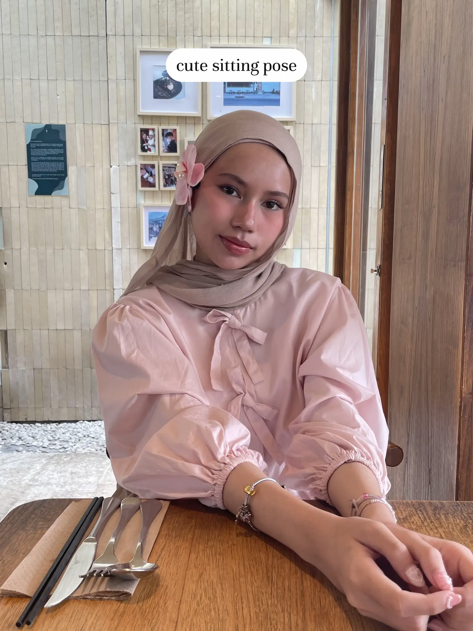9 VERY CUTESY POSE IDEAS AT CAFE 💗 | Galeri diposting oleh maysha⋆ ...