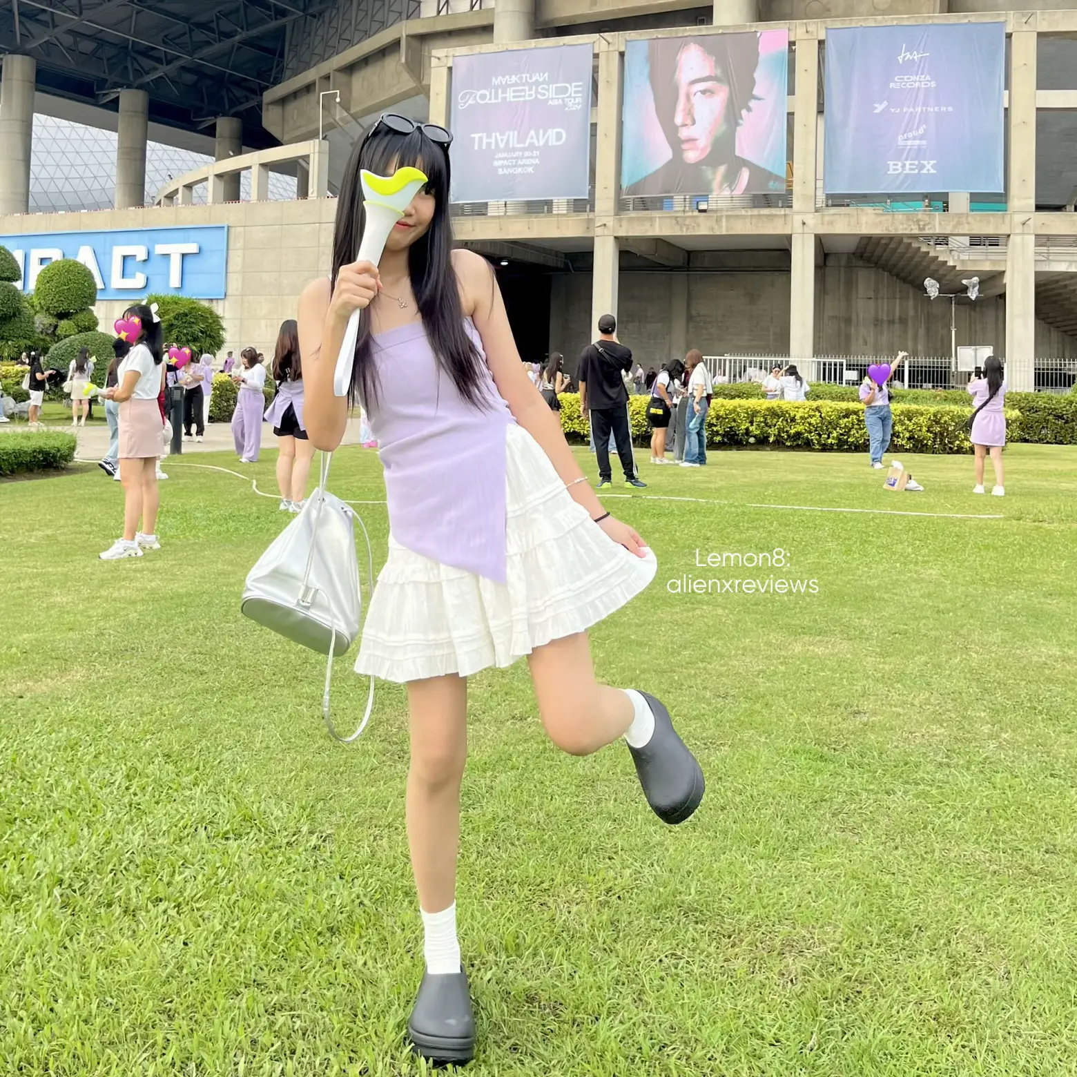 OOTD w/ กระโปรงสีขาว 🤍🪽 แมทช์ง่ายได้หลายลุค | แกลเลอรีที่โพสต์โดย ae | Lemon8