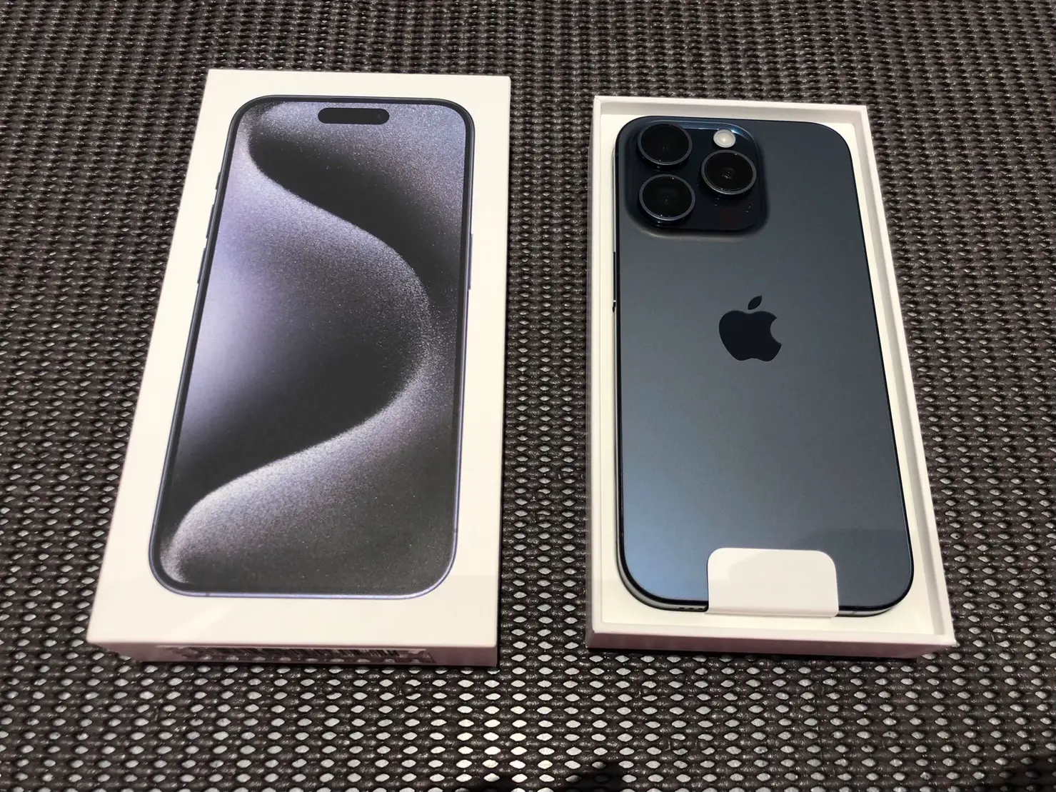 iPhone 15 Pro & Promax 🩶💙 หลังจากใช้มา 2 สัปดาห์เป็นไง | แกลเลอรีที่ ...