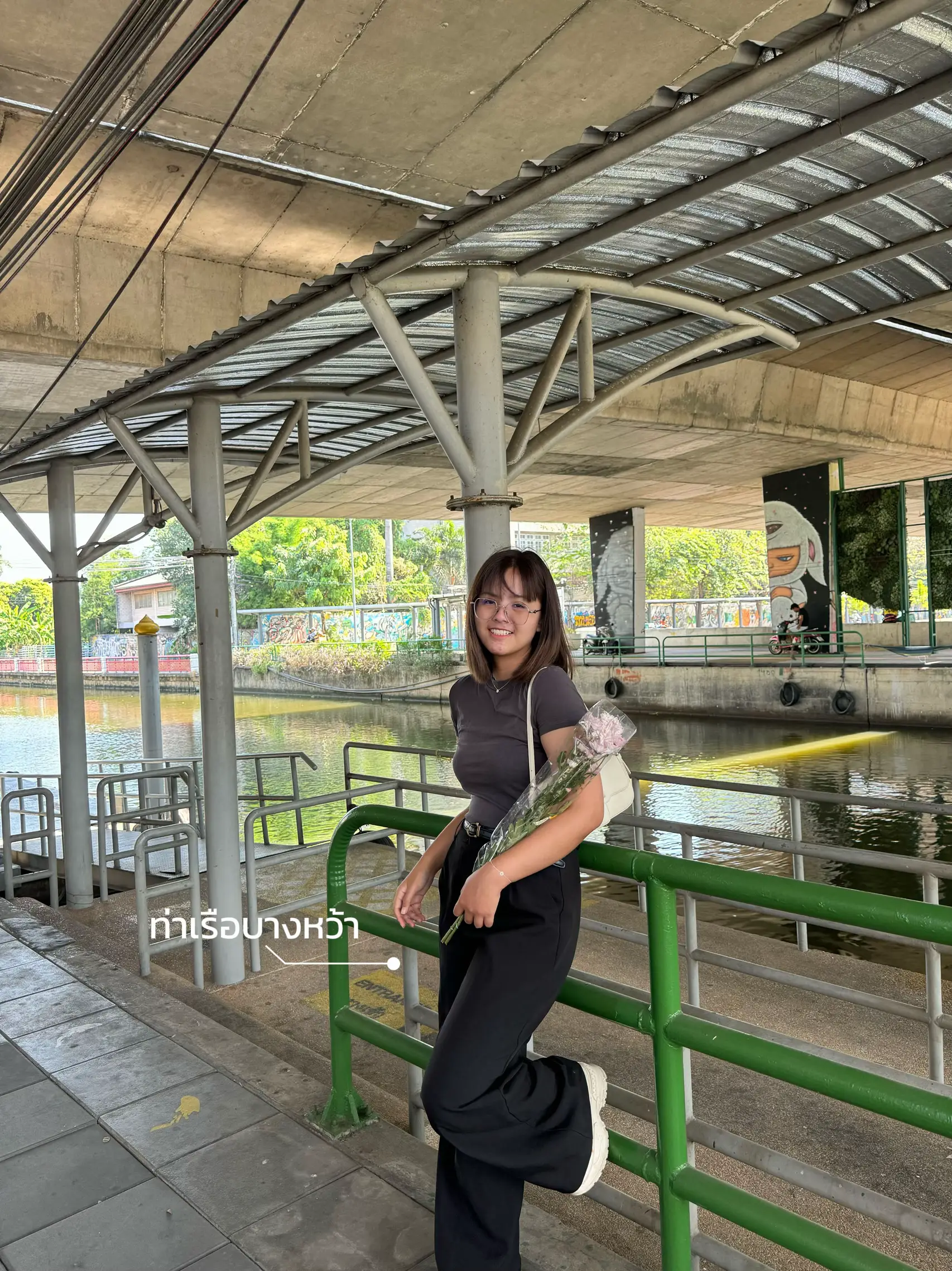 @นครปฐม เที่ยวง่ายๆฉบับคนไม่มีรถส่วนตัว | แกลเลอรีที่โพสต์โดย Fha Si | Lemon8