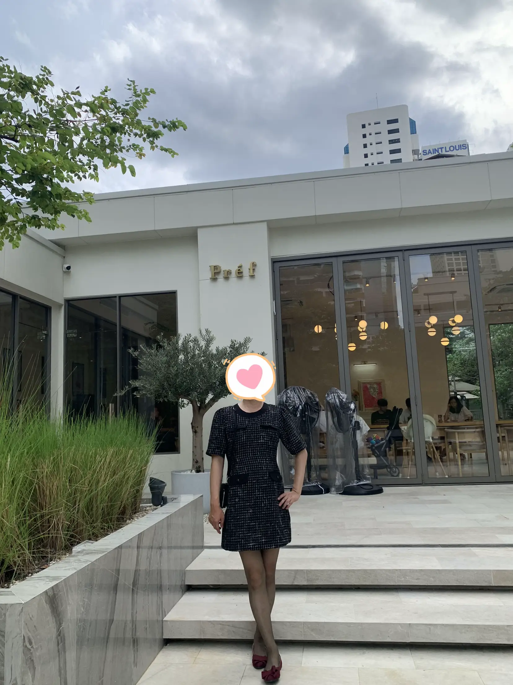 Dress up a woman to come to the cafe with a girl | Gallery posted by CD Sweet | Lemon8