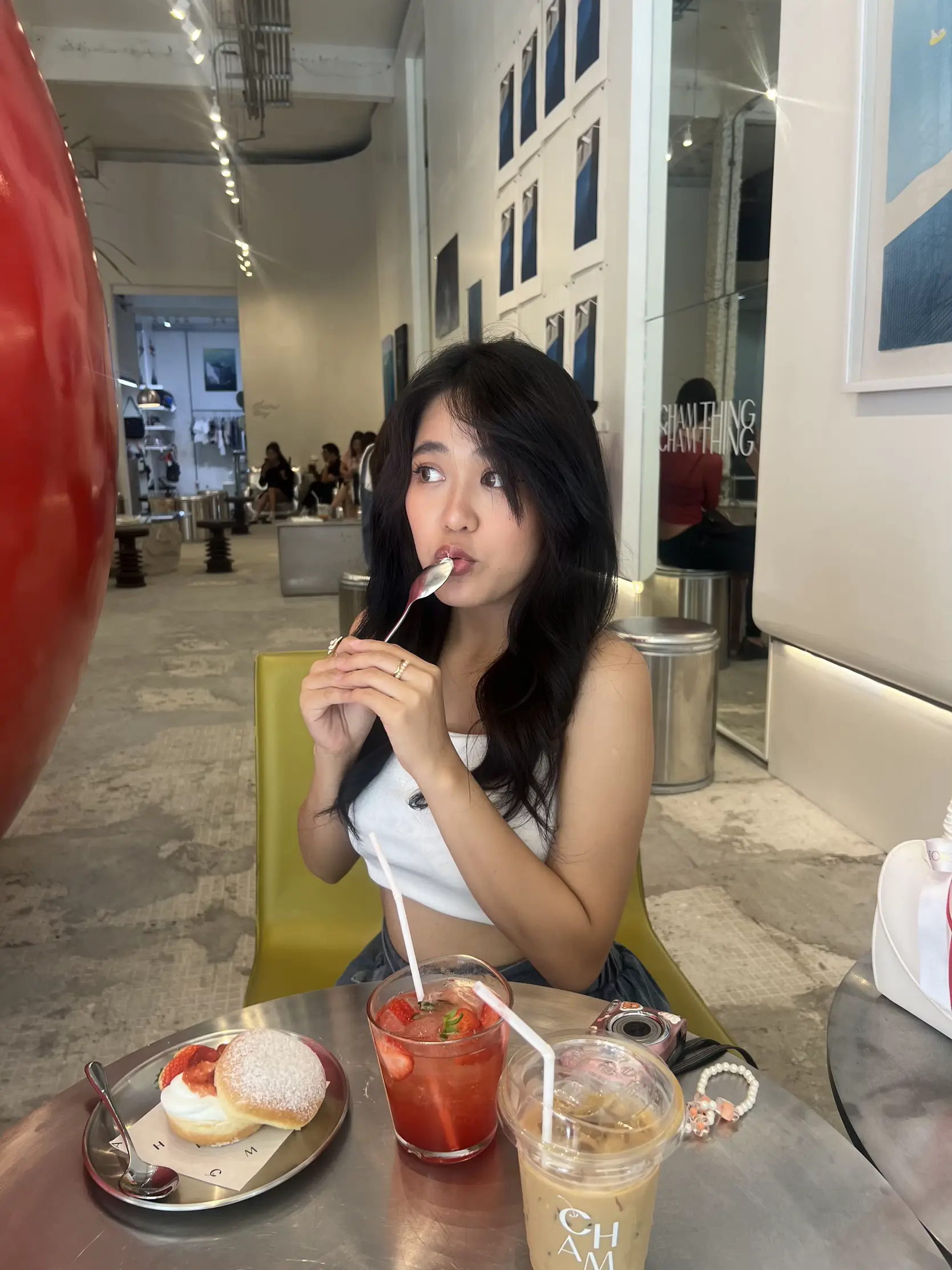 CHAM THING คาเฟ่เชอรี่ยักษ์🍒 | แกลเลอรีที่โพสต์โดย Tonaor🧚🏻‍♀️🌸 | Lemon8