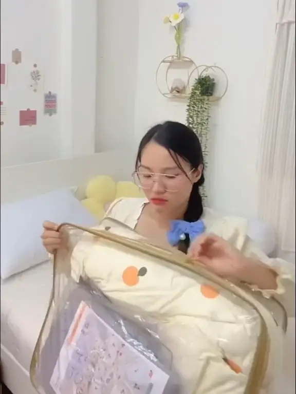 Vlog 1 day | วิดีโอที่เผยแพร่โดย Style.maew | Lemon8