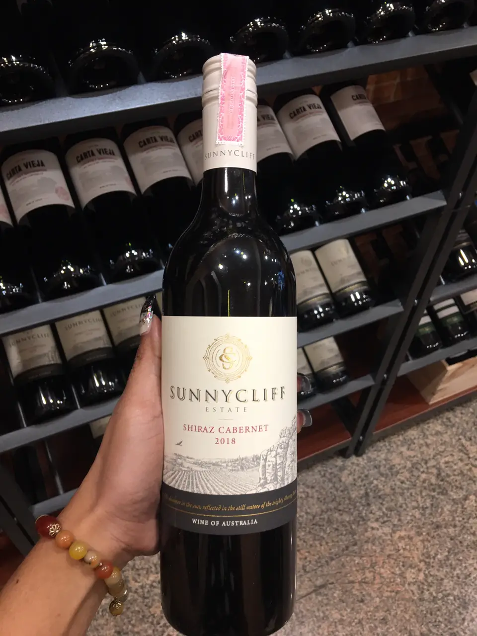 พิกัดไวน์แดงหลักร้อย ♥️🍷🩸 | แกลเลอรีที่โพสต์โดย 🧸Mee : Lhin 🎀 | Lemon8