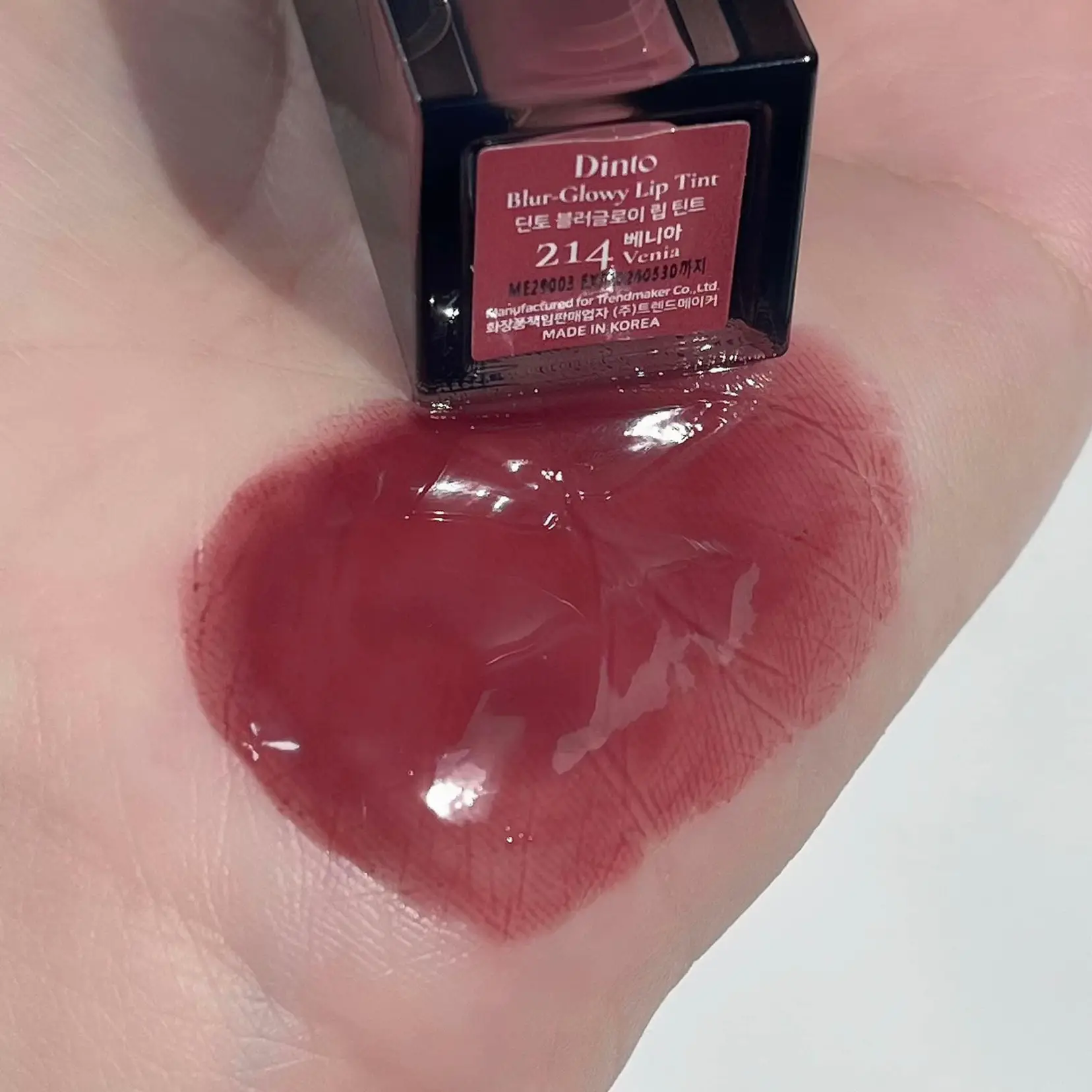 Dinto Blur-Glowy Lip Tint สี 2 | แกลเลอรีที่โพสต์โดย Lanee_ys | Lemon8