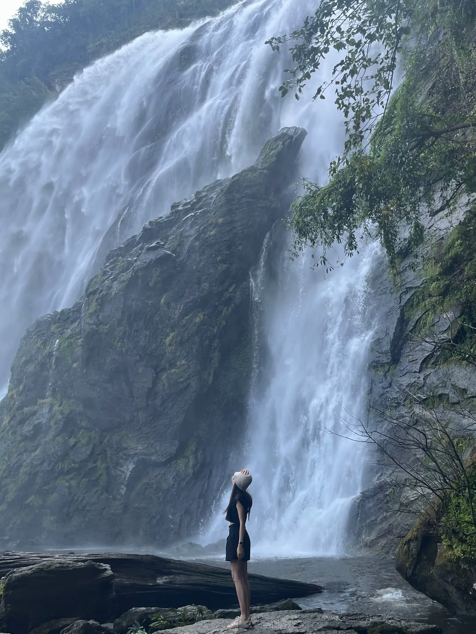 น้ำตกคลองลาน สวยสะใจ 🌿🪨💦 | แกลเลอรีที่โพสต์โดย am.ize | Lemon8