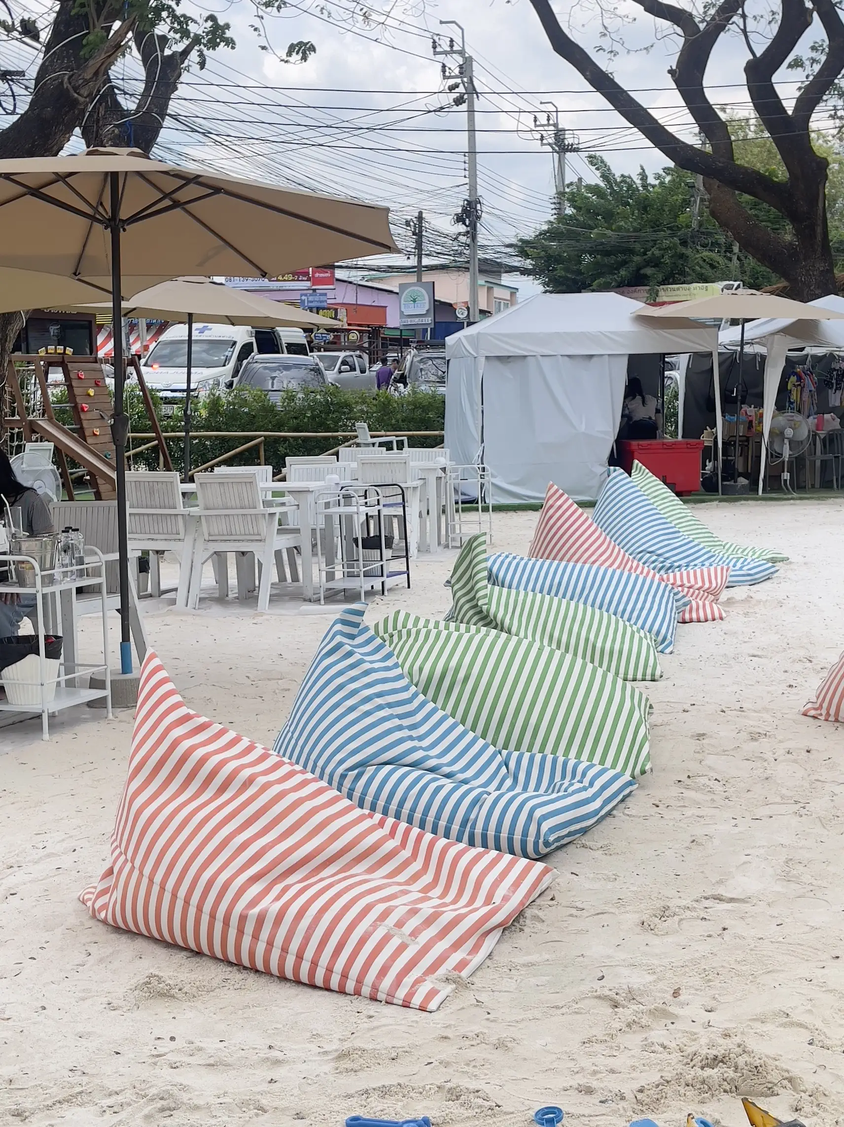 คาเฟ่ ครอบครัว Big tree cafe นนทบุรี | แกลเลอรีที่โพสต์โดย K๐๐KKiK | Lemon8