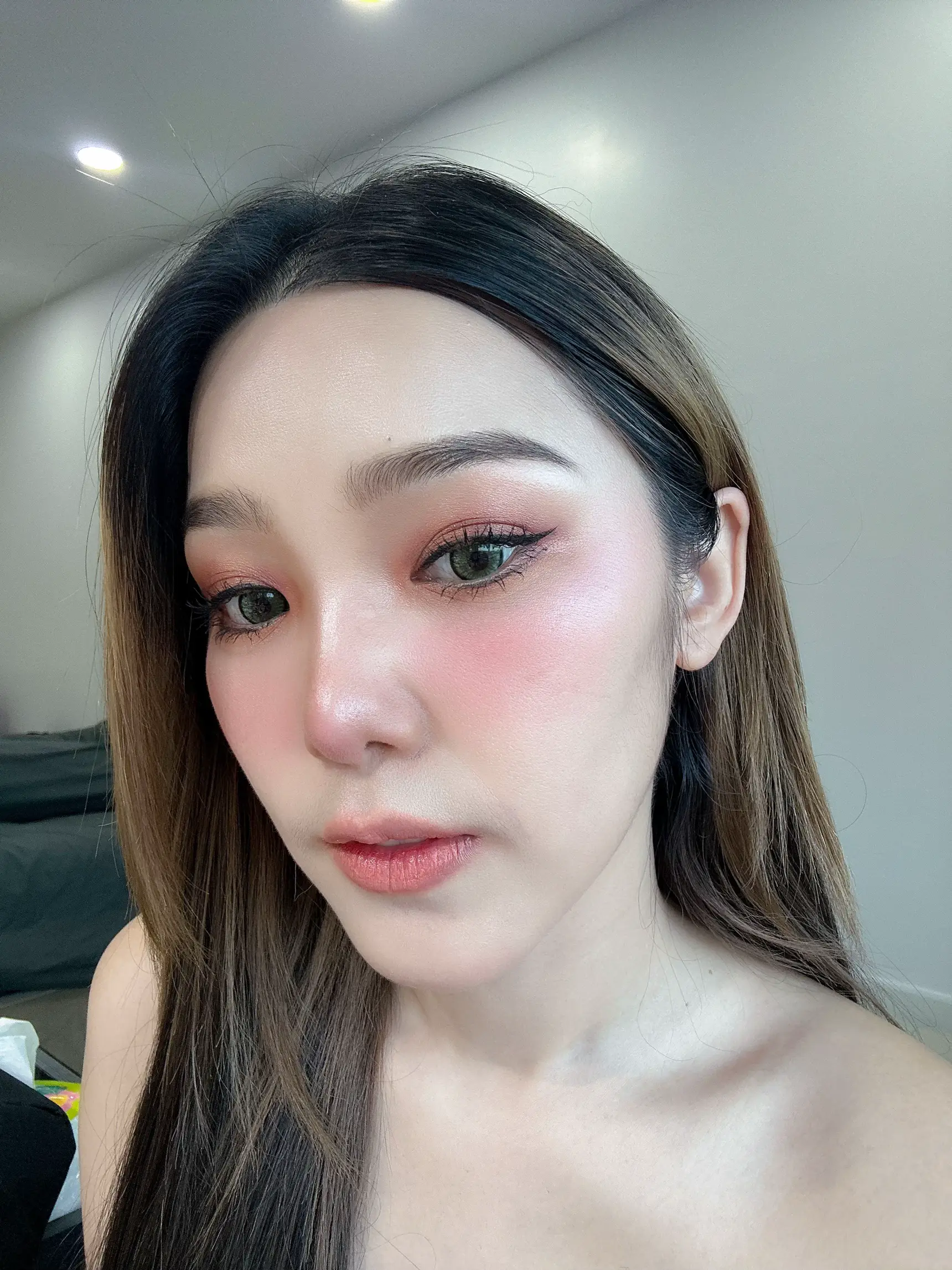 พาเลทตา 5ช่อง ของคุณหนูDior | แกลเลอรีที่โพสต์โดย Kwangkoko | Lemon8