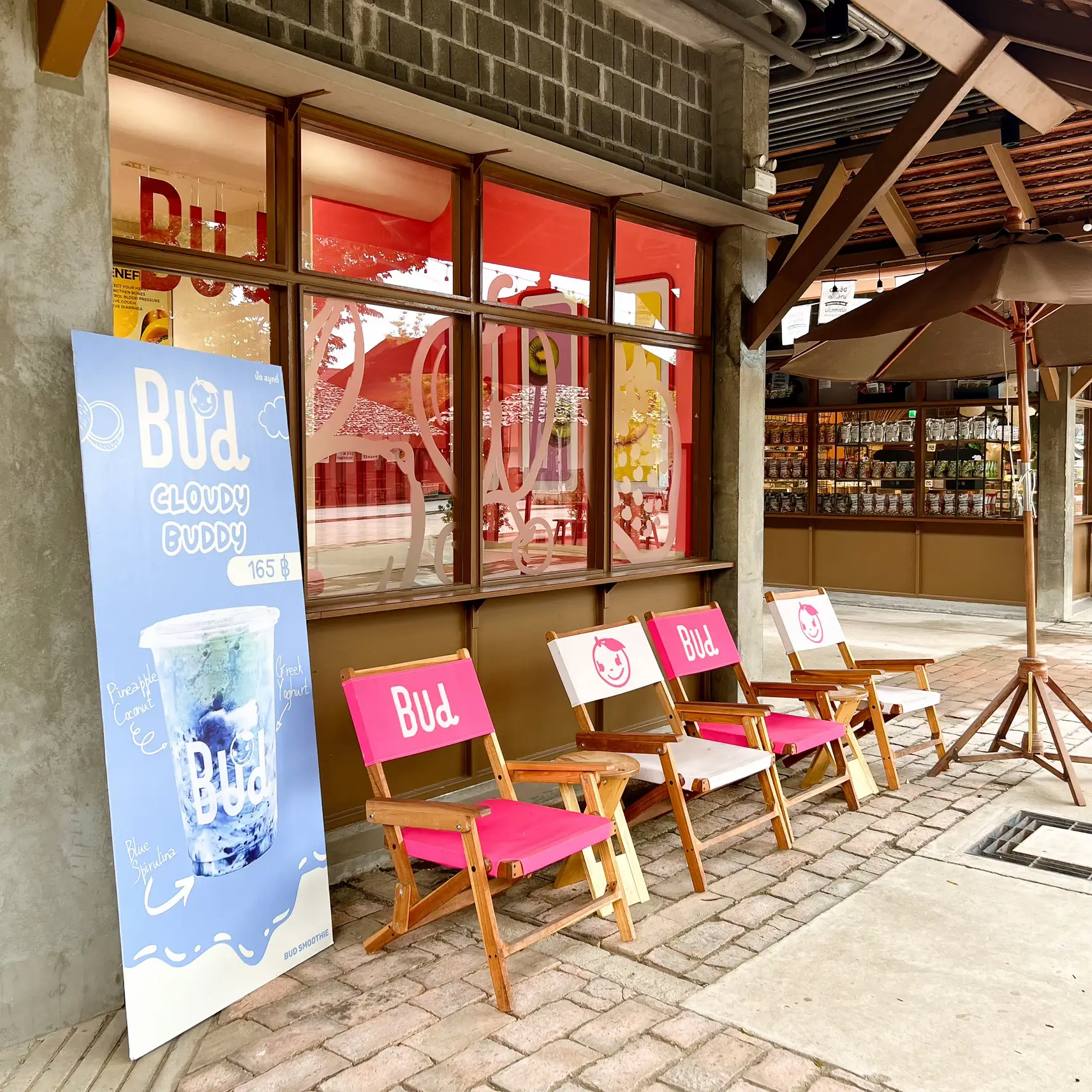 🥥🍹Bud Smoothie #เชียงใหม่ | แกลเลอรีที่โพสต์โดย May’s Journey | Lemon8