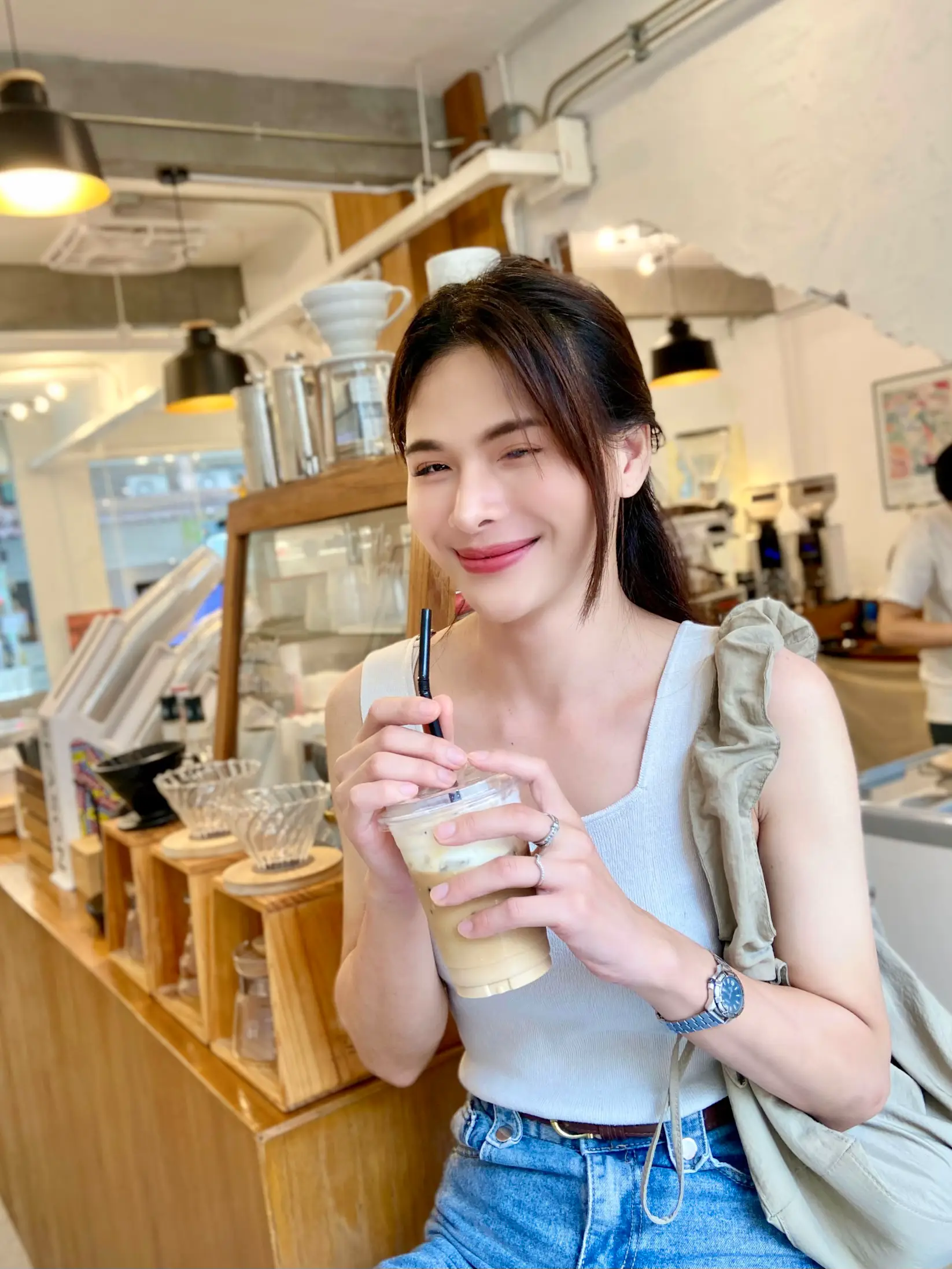 แบบจิ้งๆผิวๆ | แกลเลอรีที่โพสต์โดย Purin Pim | Lemon8