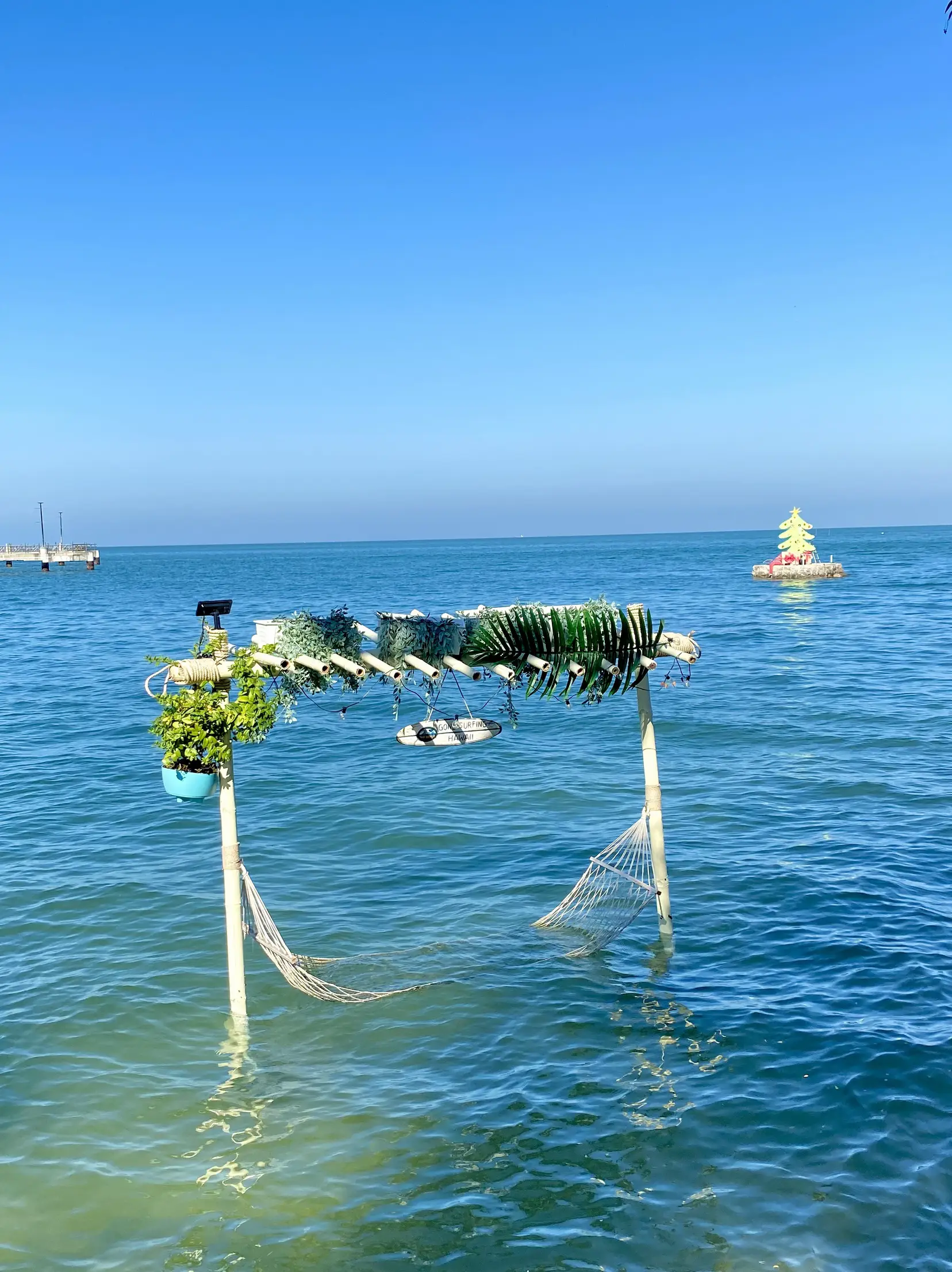 Tiny Island Cafe Bang Saen, Chonburi | แกลเลอรีที่โพสต์โดย hhwannnnnnn | Lemon8